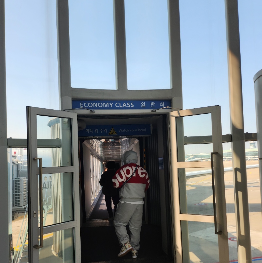 erupt08 (@macao_hwang) 님의 게시물 | KREAM