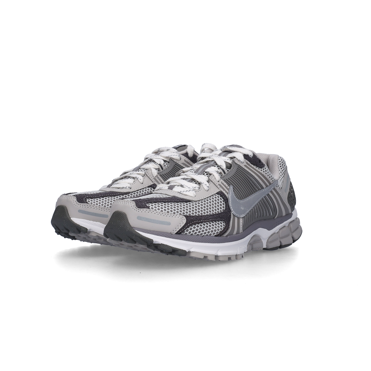 나이키 줌 보메로 5 프리미엄 라이트 아이언 오어 앤 플랫 퓨터 | KREAM