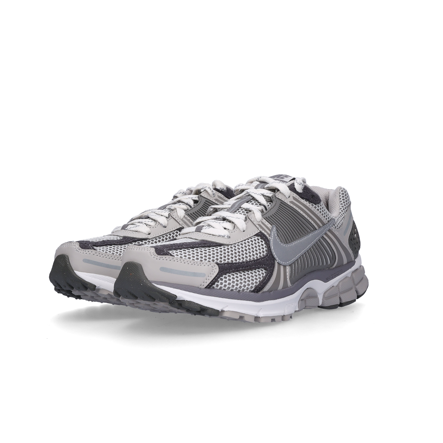 나이키 줌 보메로 5 프리미엄 라이트 아이언 오어 앤 플랫 퓨터 | KREAM