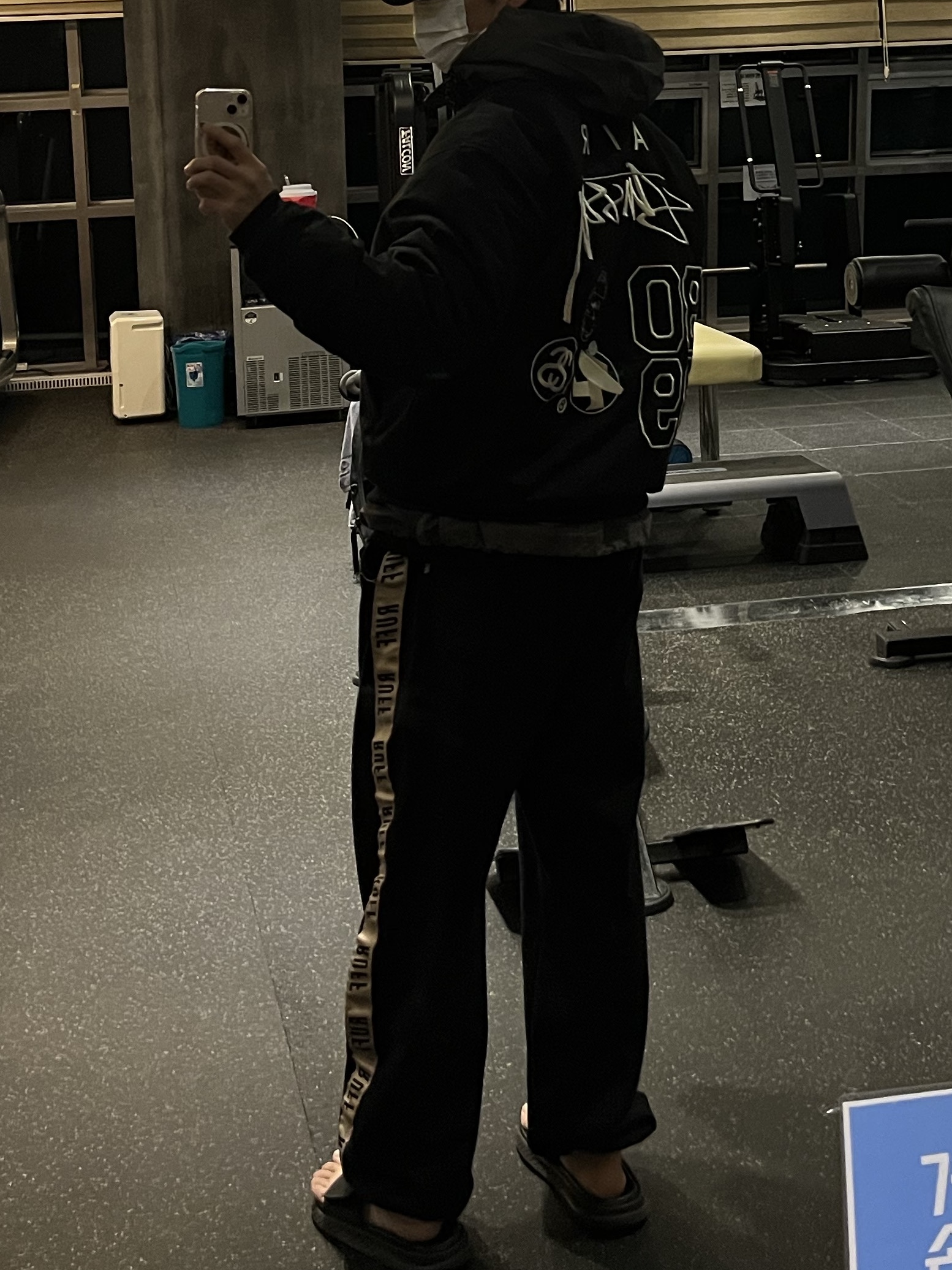 ? (@jhkk__) 님의 게시물 | KREAM