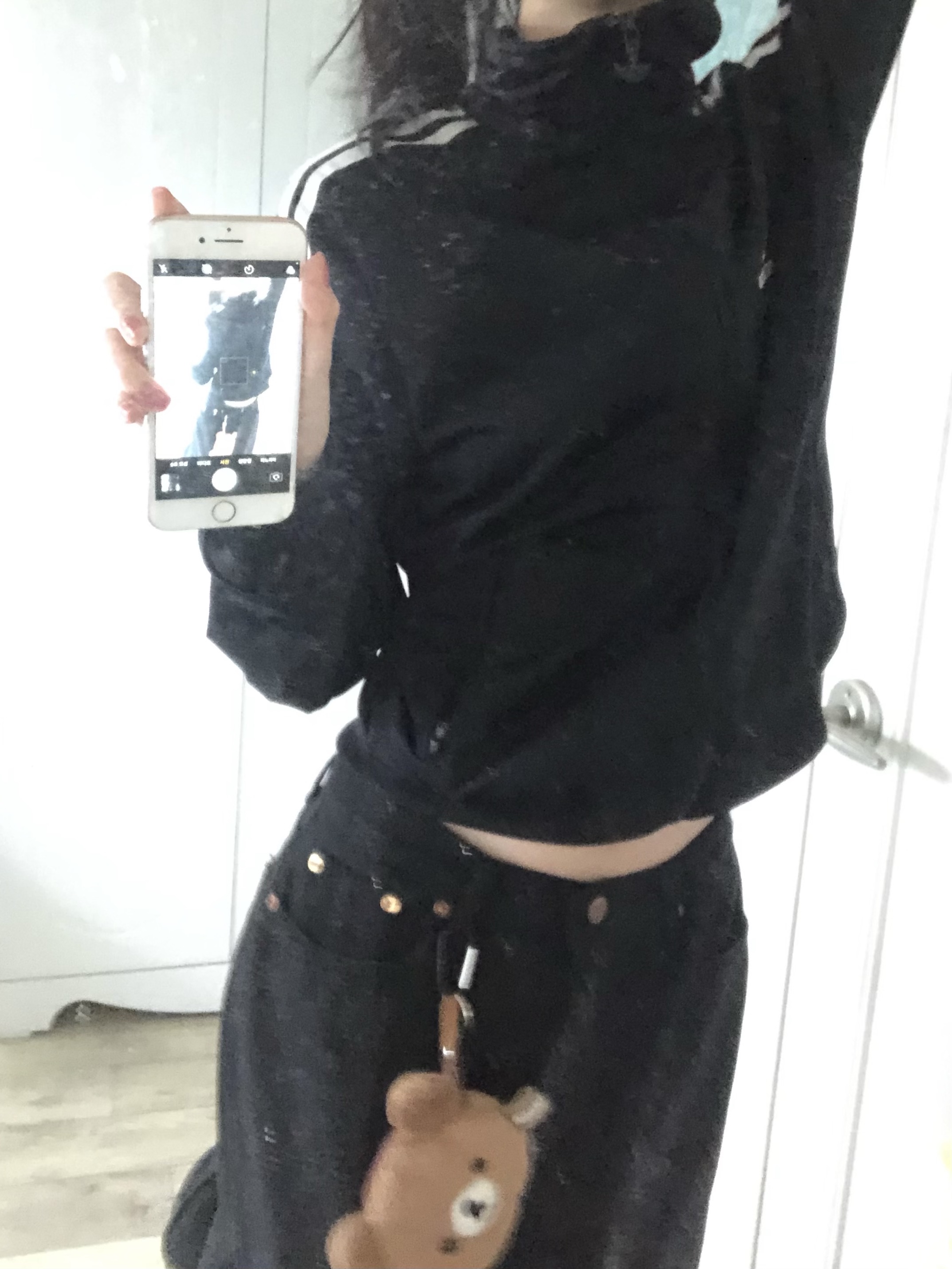 냉똥이 (@ttomee) 님의 게시물 | KREAM