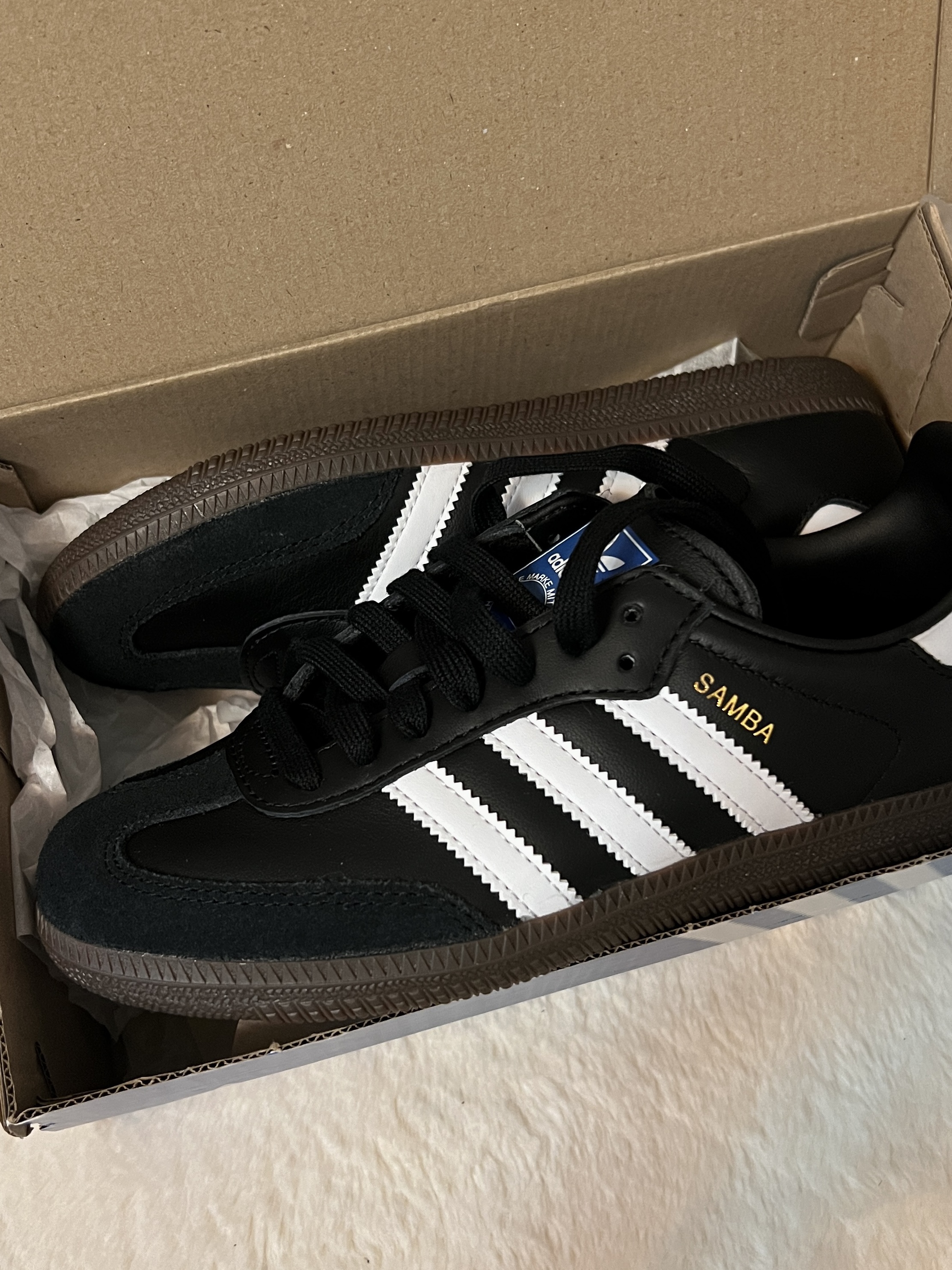 zero (@xr.zero) 님의 게시물 | KREAM