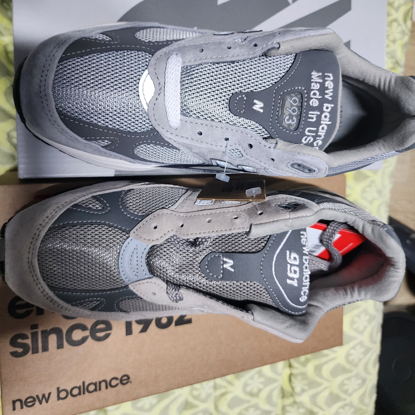 둘중 승자는?? 저는 991.. | KREAM