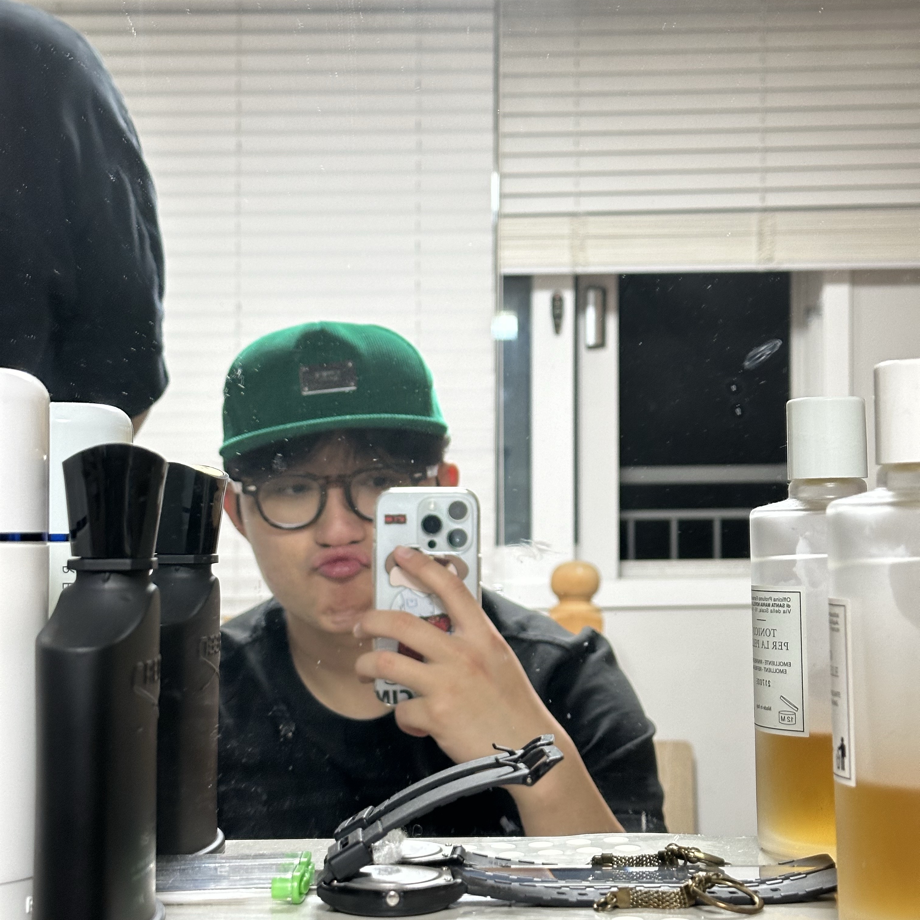 슈프림 스냅백 첫 도전🧢🧢 | KREAM