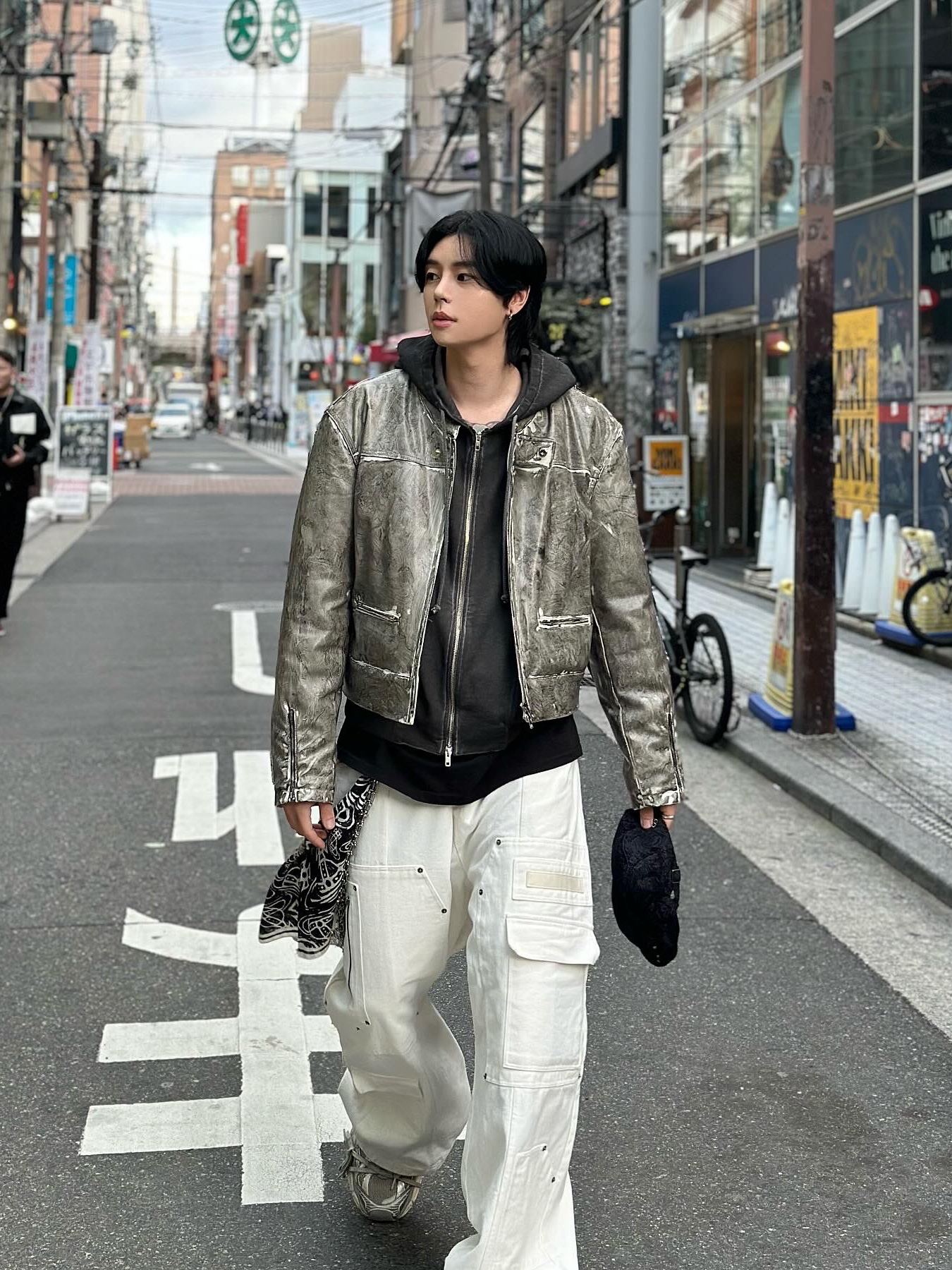 옷시민 (@hyun__oh) 님의 게시물 | KREAM