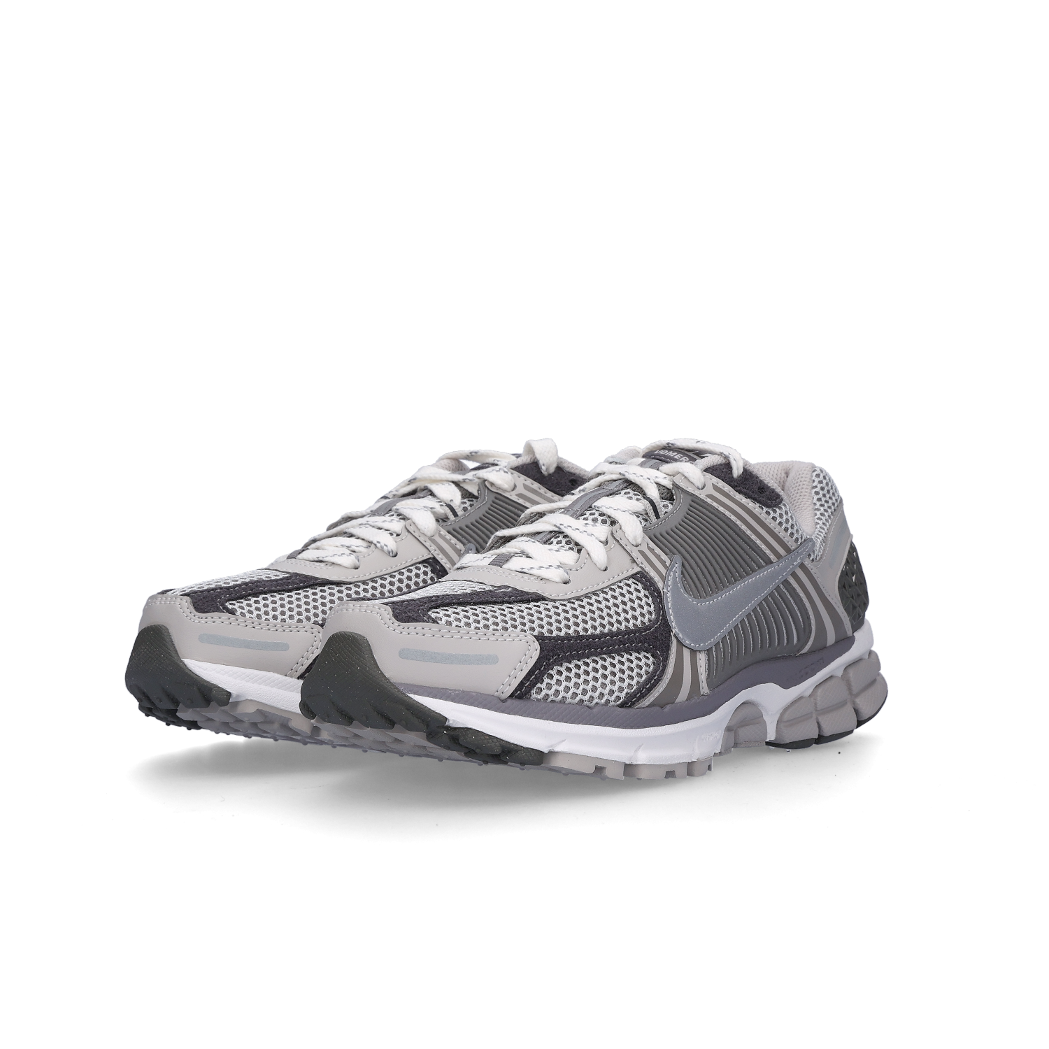 나이키 줌 보메로 5 프리미엄 라이트 아이언 오어 앤 플랫 퓨터 | KREAM