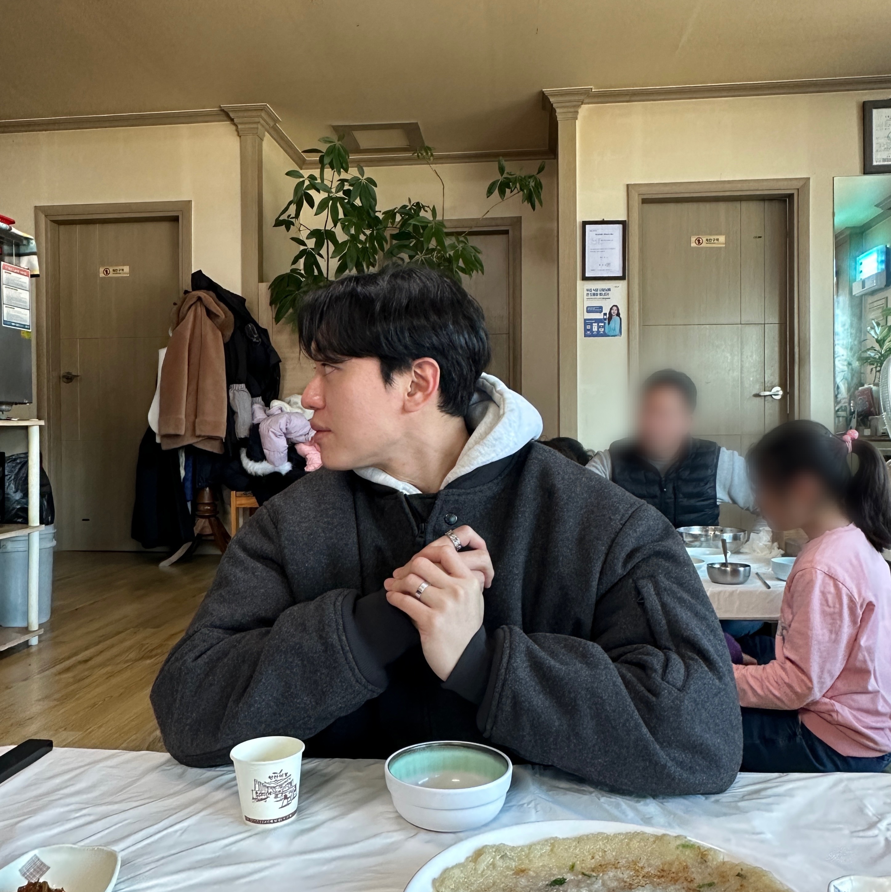 손이 잘갑니다 예뻐요!! | KREAM