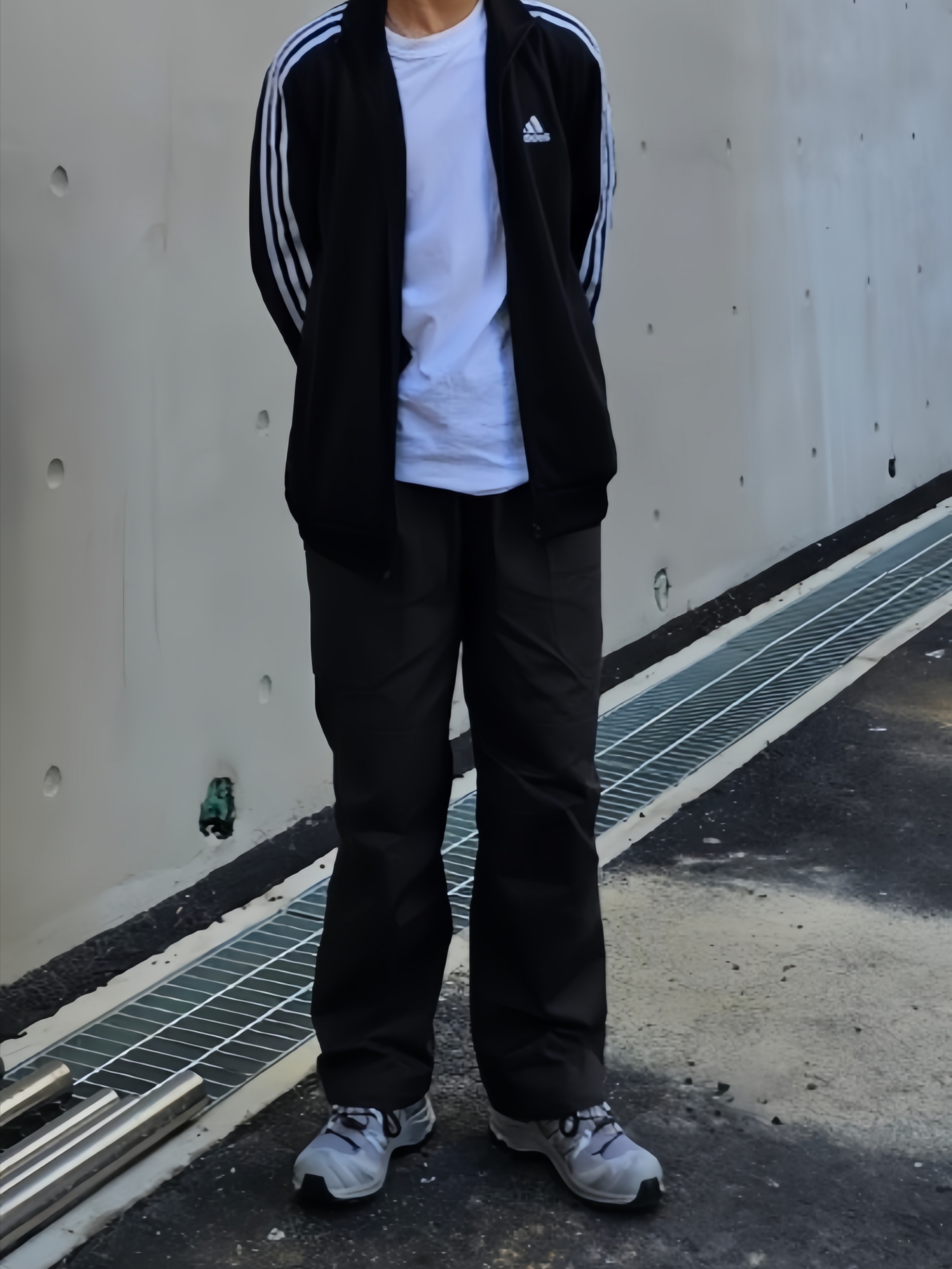 (@4onfr8rf) 님의 게시물 | KREAM