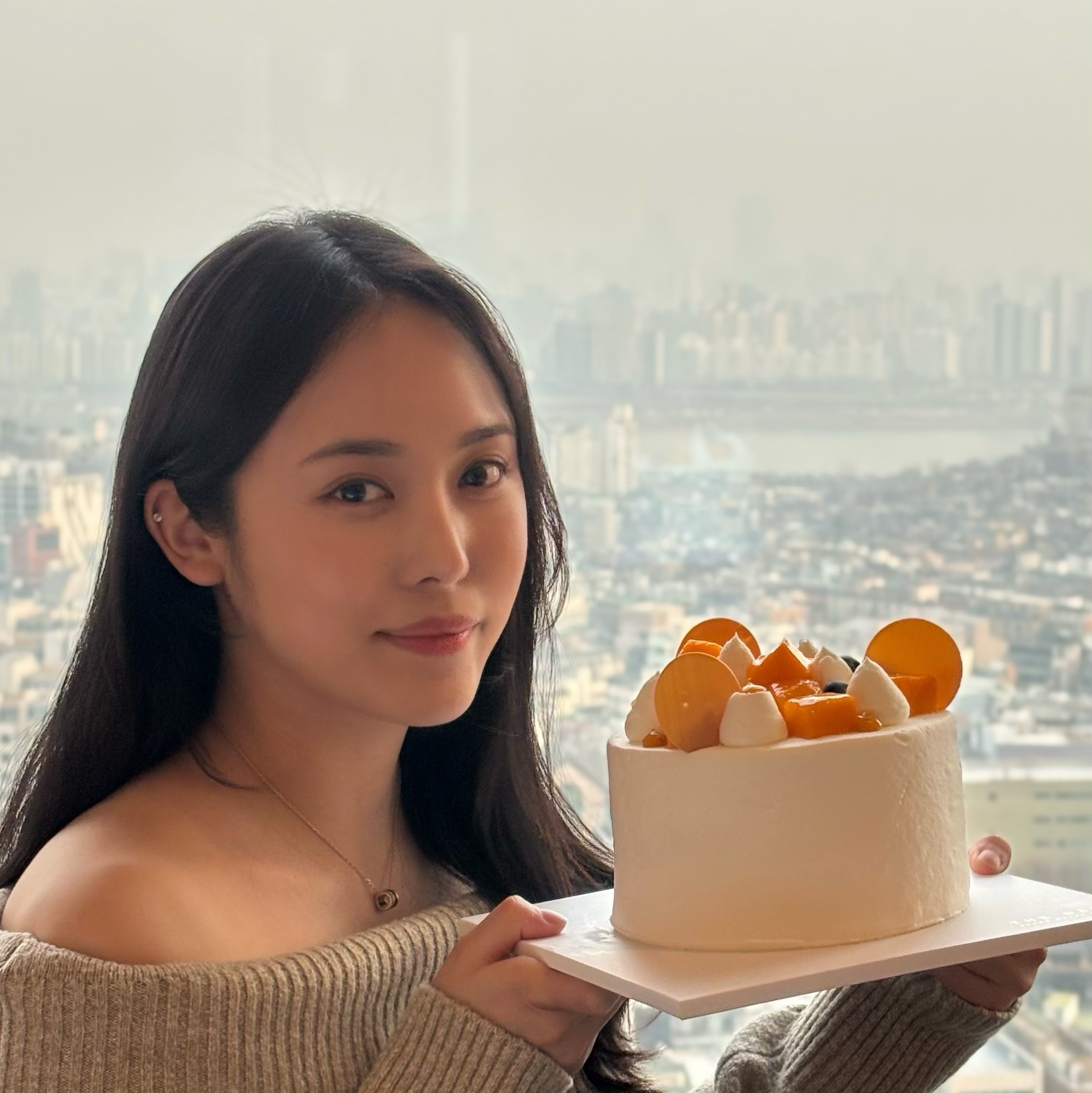 생일파티 🩷 | KREAM