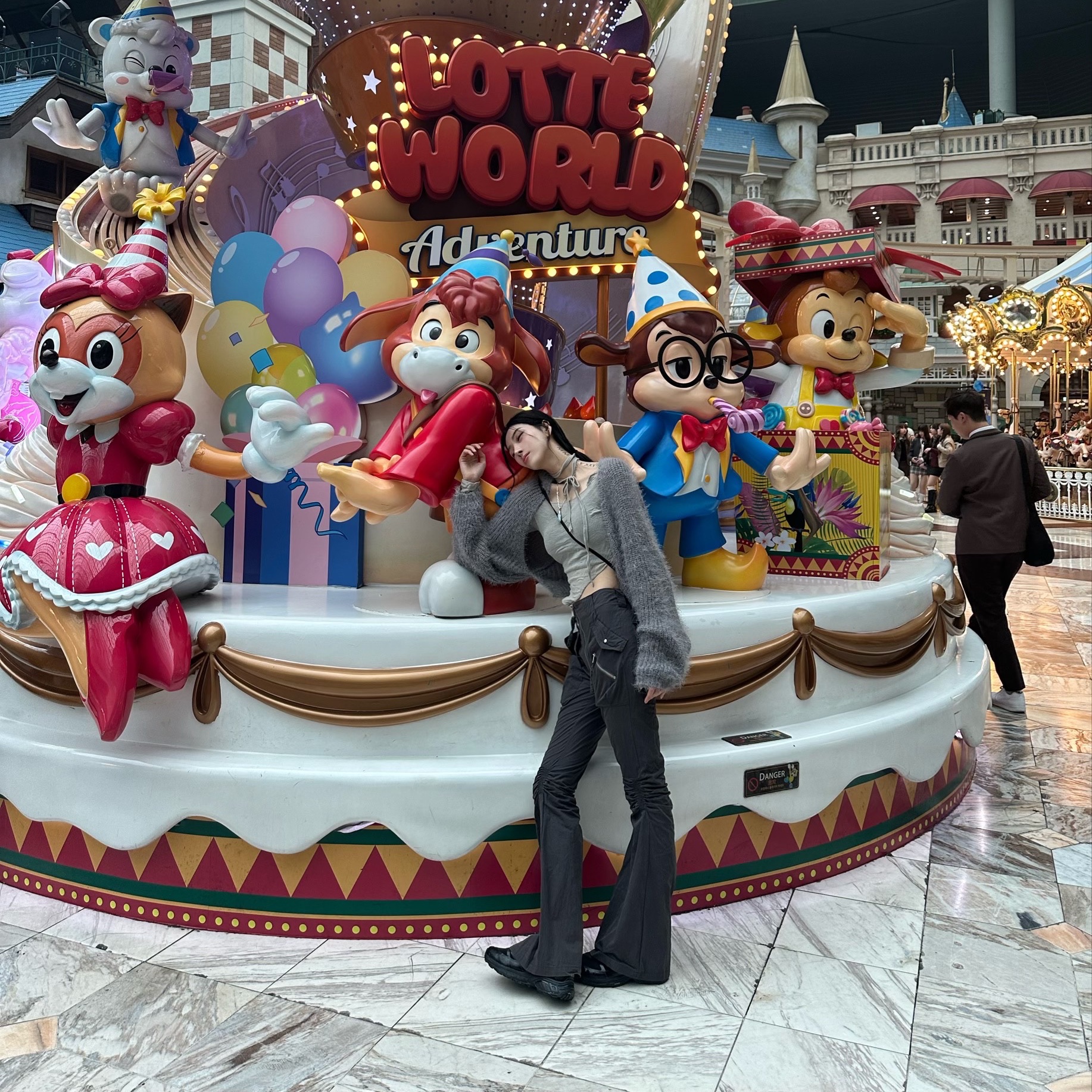 ! (@jojonokimyo...) 님의 게시물 | KREAM