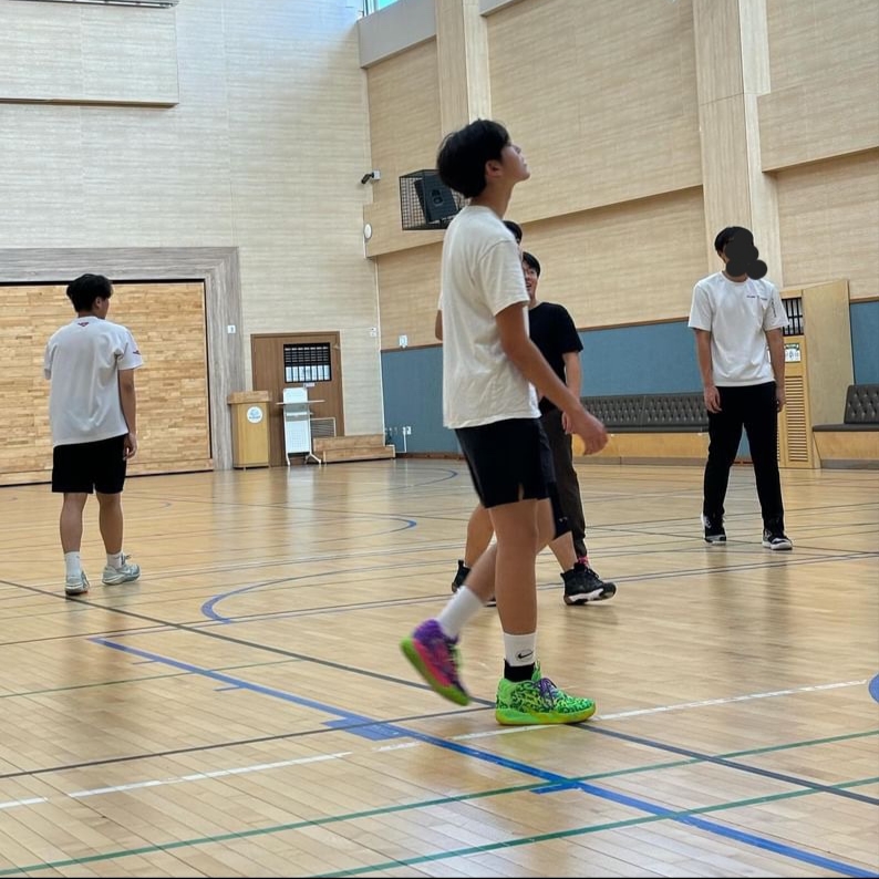 Self mismatch | KREAM