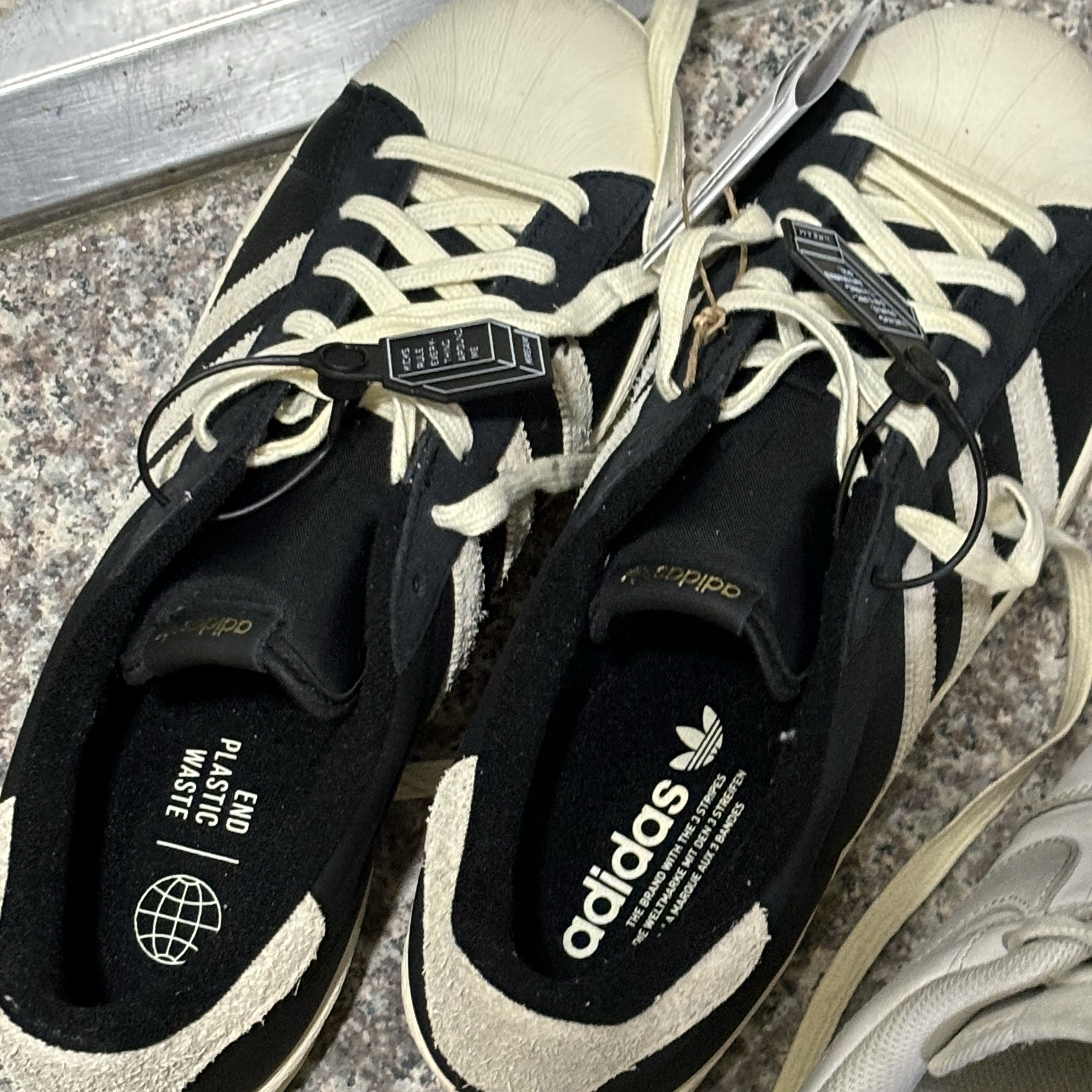 빈티지 워싱 데님 팬츠엔 슈퍼스타82 | KREAM