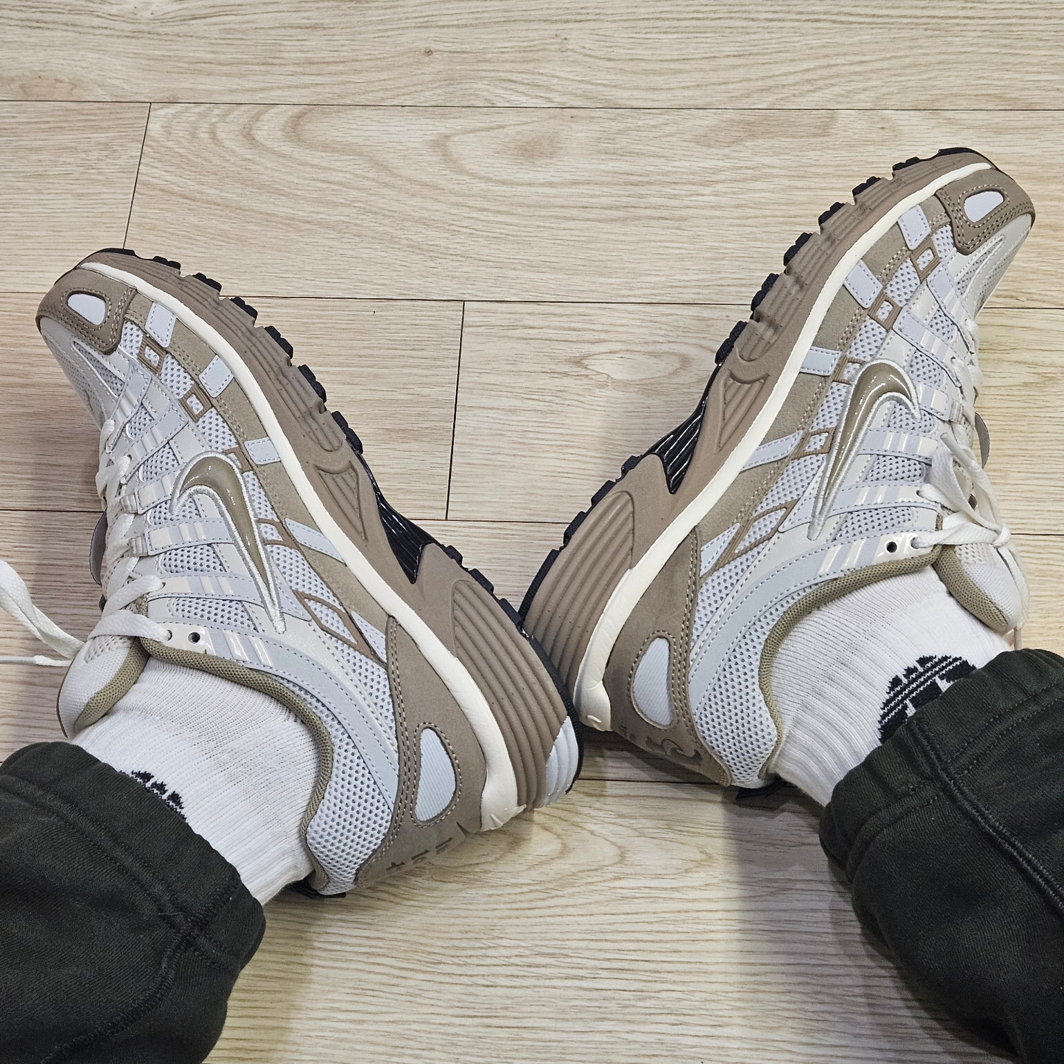 크더싼 P6000 | KREAM