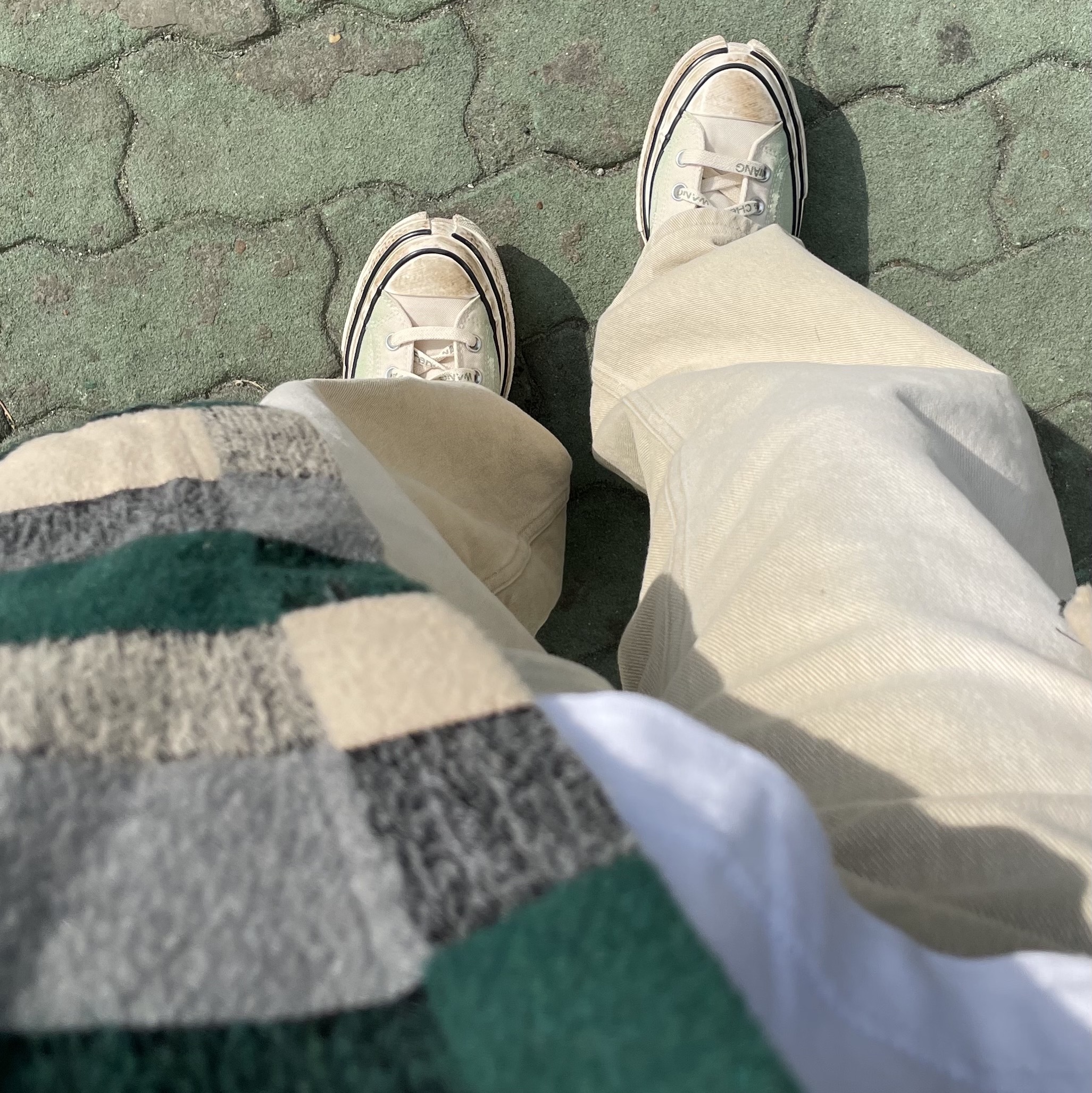 📸: moonwalke... (@the_8s) 님의 게시물 | KREAM