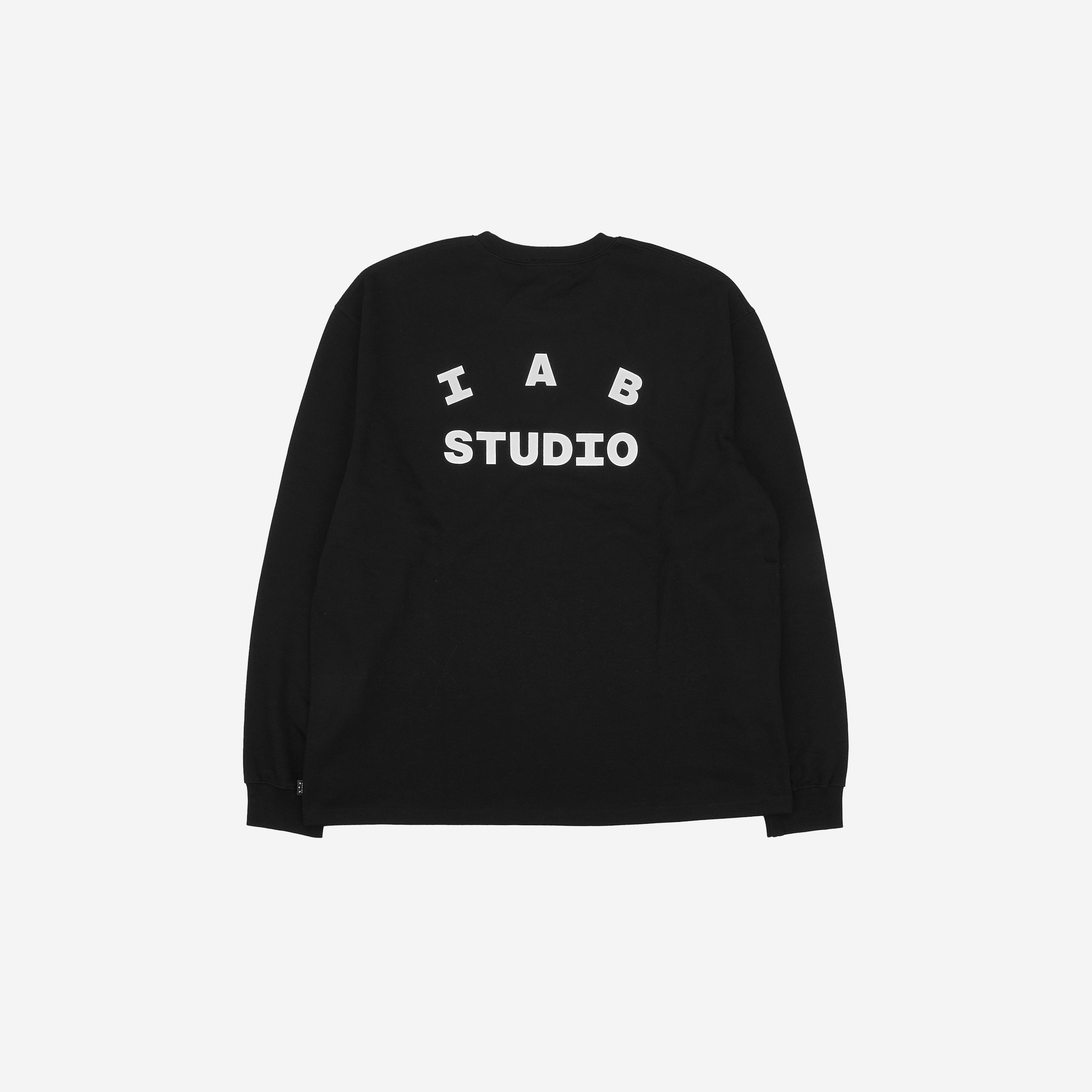 아이앱 스튜디오 롱슬리브 블랙 - 23FW | KREAM