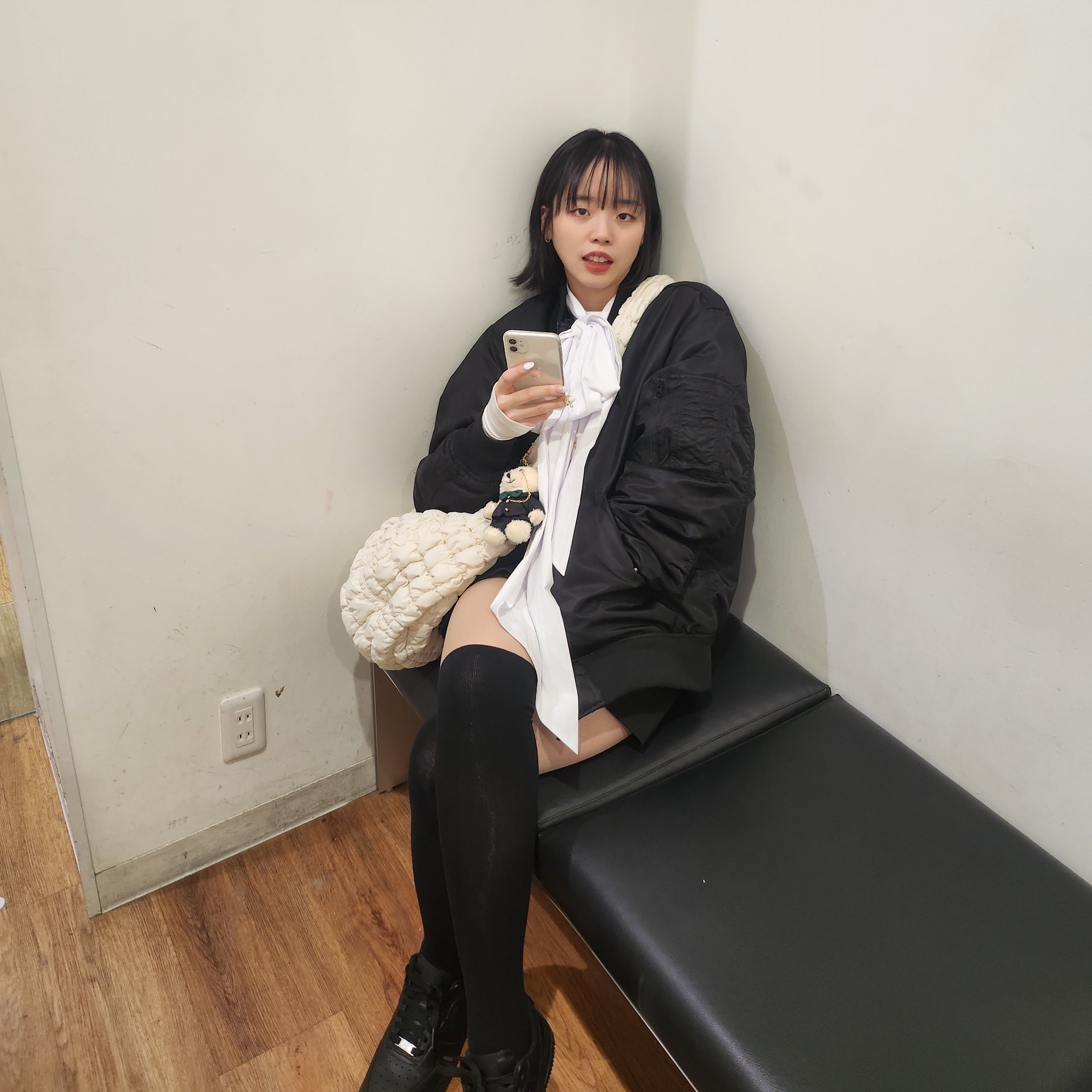 재은 (@zenxnee) 님의 게시물 | KREAM