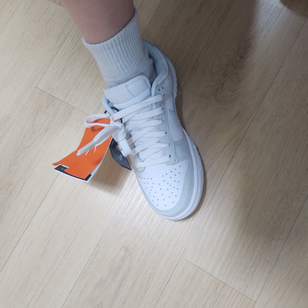 rlf**** (@dqbxli) 님의 게시물 | KREAM