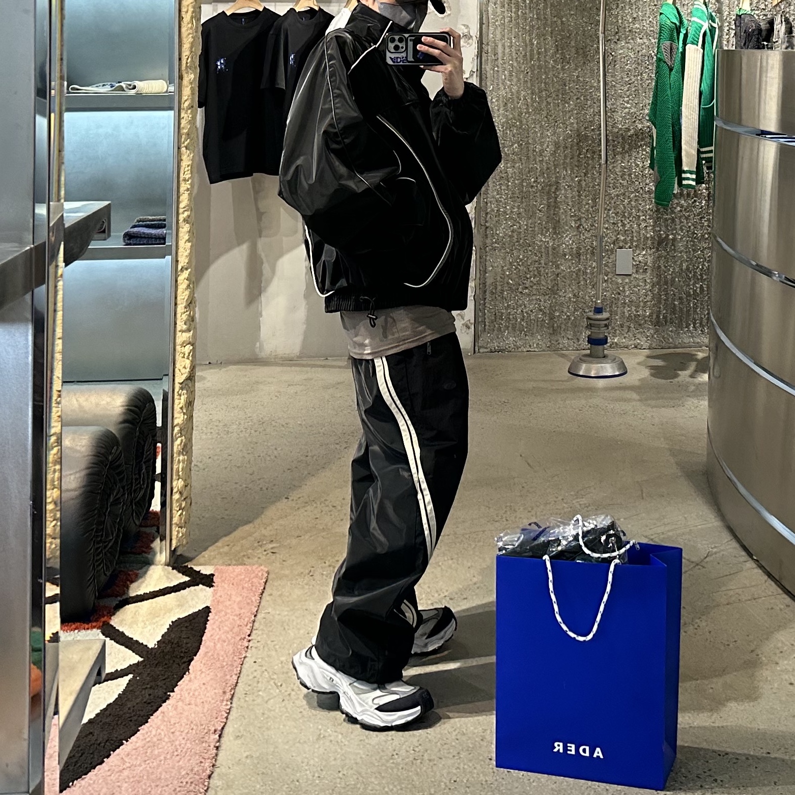 옷잘러 (@fffoon) 님의 게시물 | KREAM