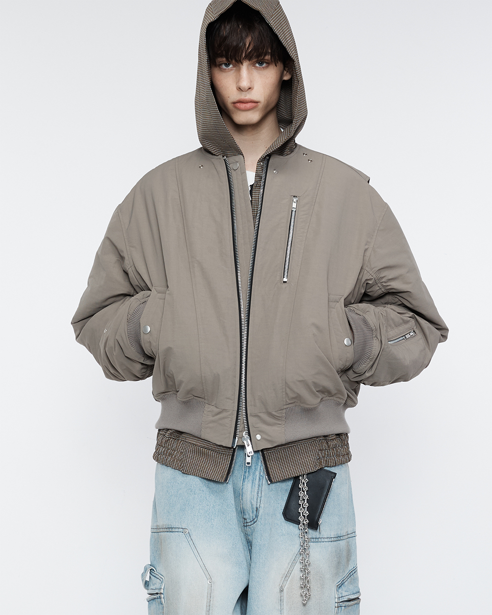 알렌느 라운드넥 봄버 카키 그레이 | Haleine | KREAM