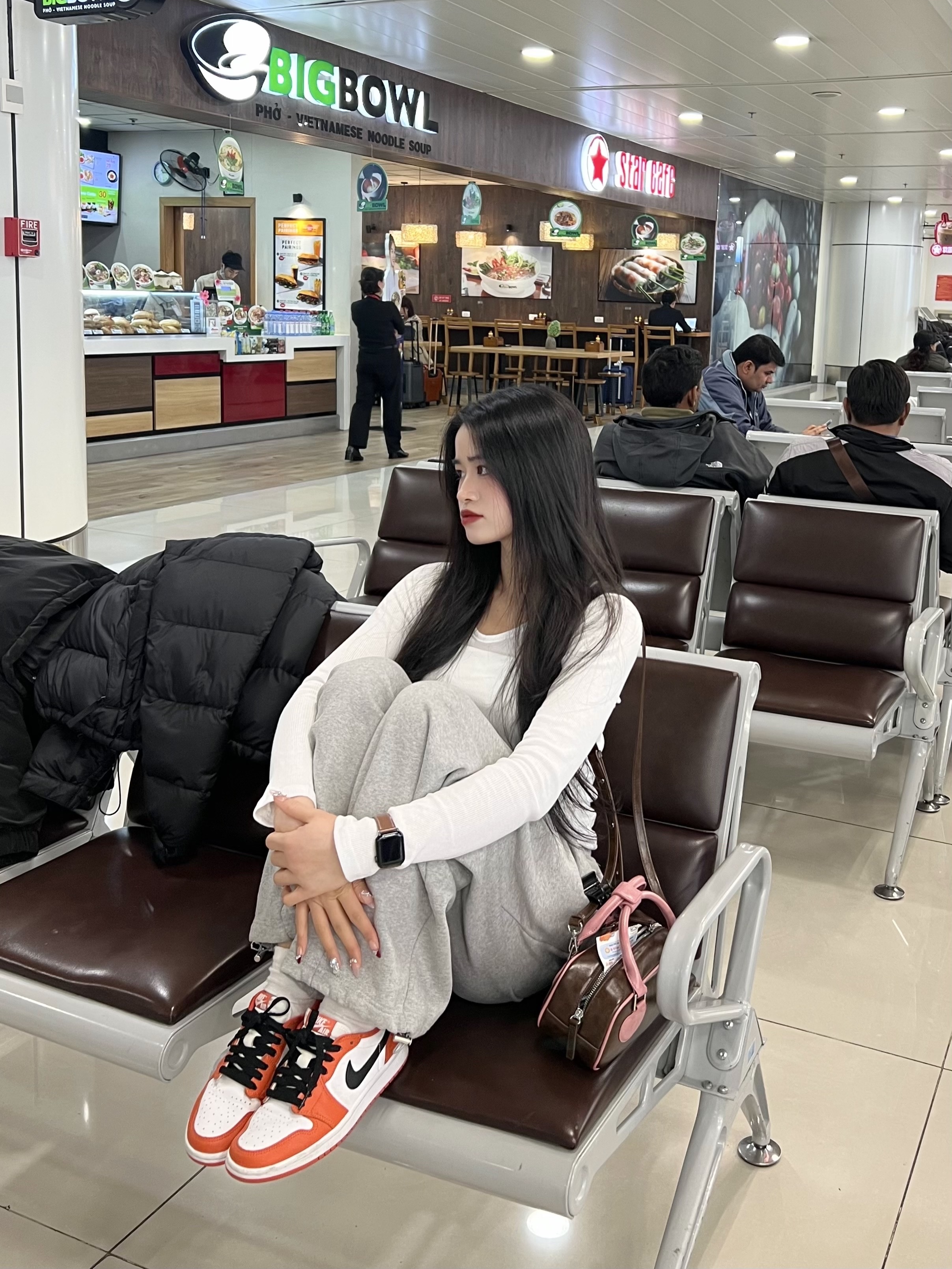 Instagram: C... (@choo_hee) 님의 게시물 | KREAM