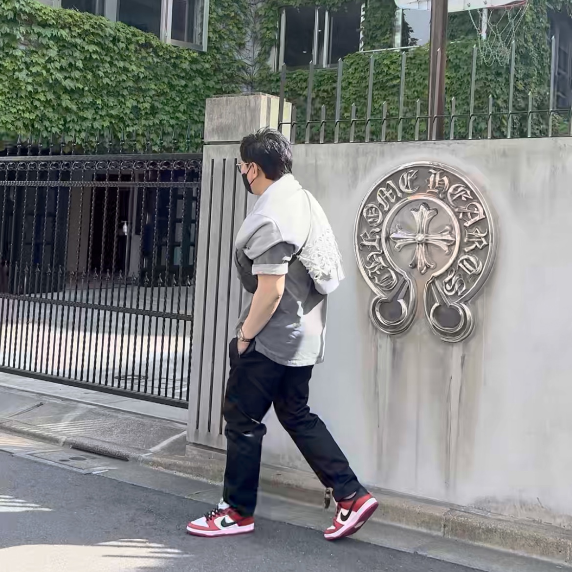 #철의심장 해시태그 STYLE | KREAM