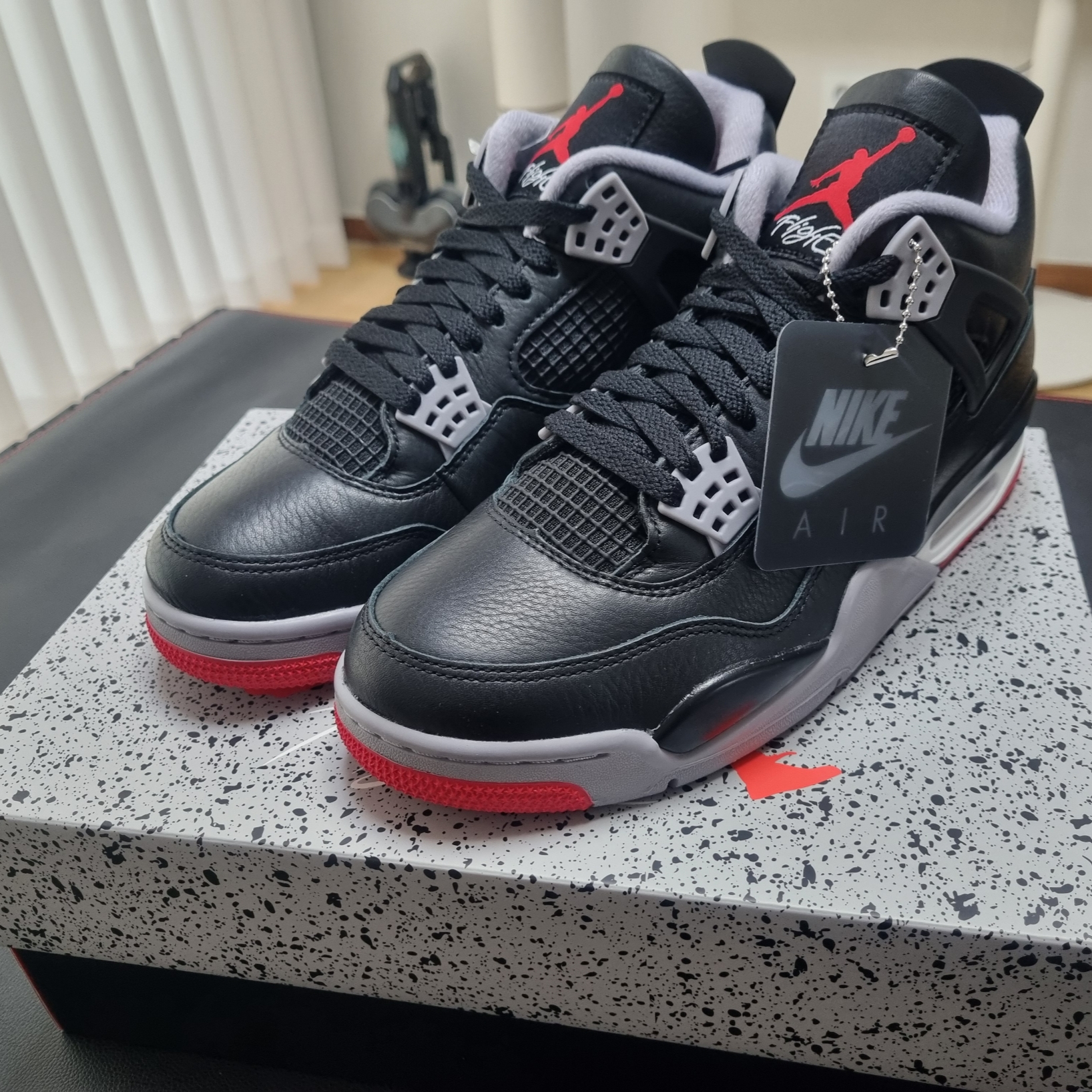 270 정사이즈 딱맞네요! | KREAM