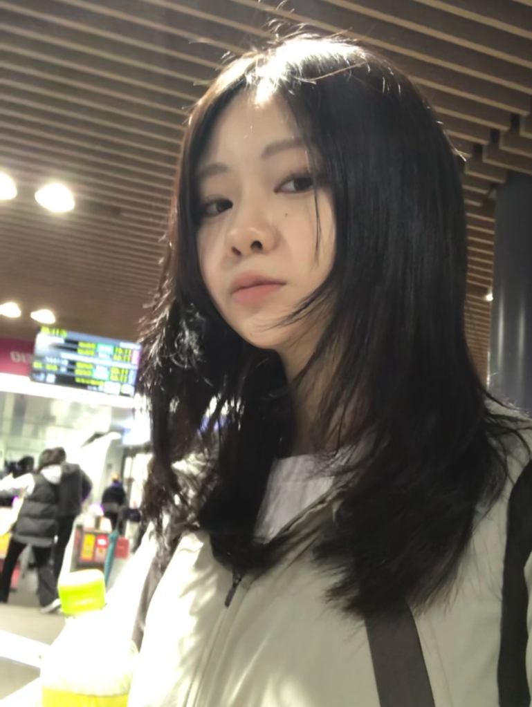 믽 (@qprn_) 님의 게시물 | KREAM