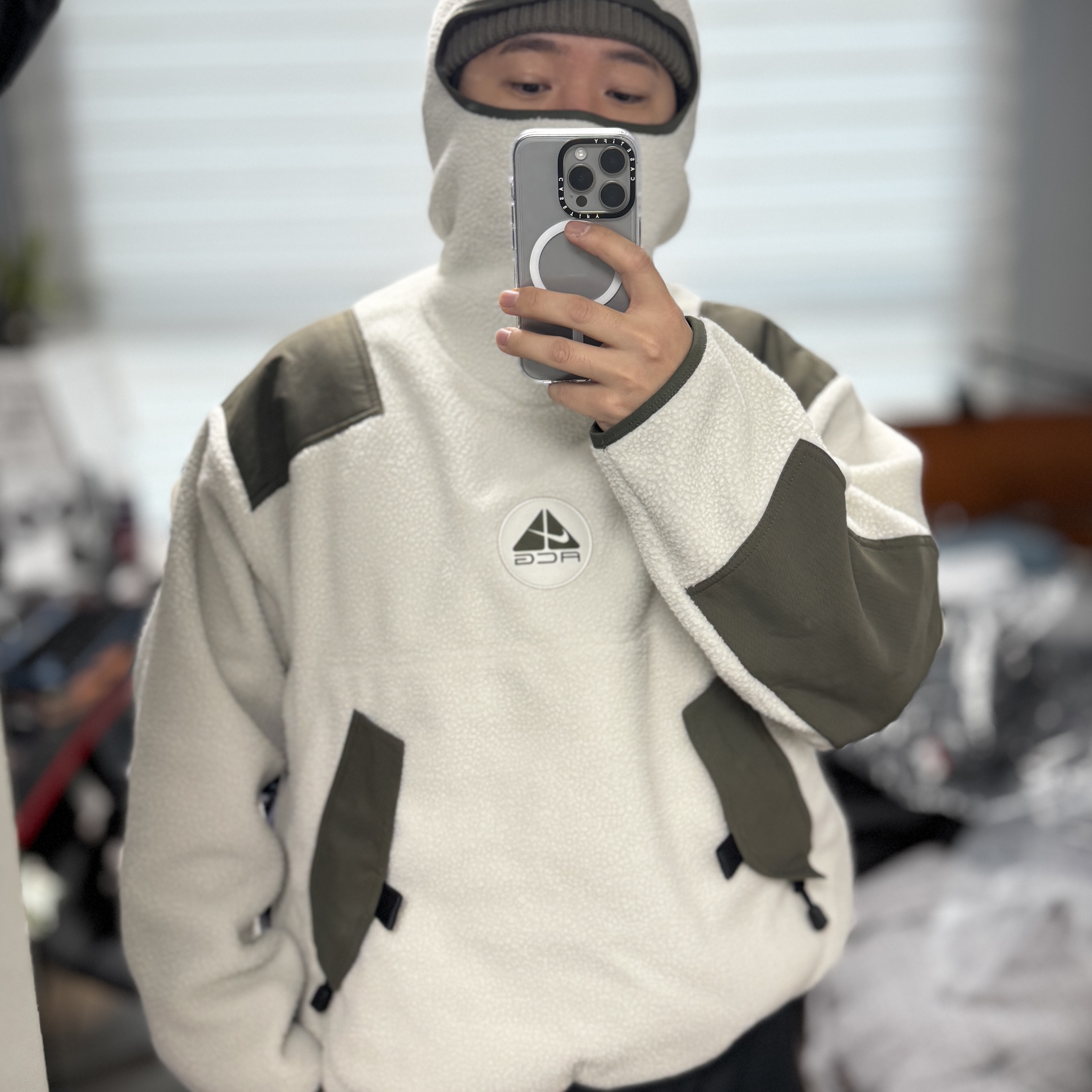 @acgacg) 님의 게시물 | KREAM