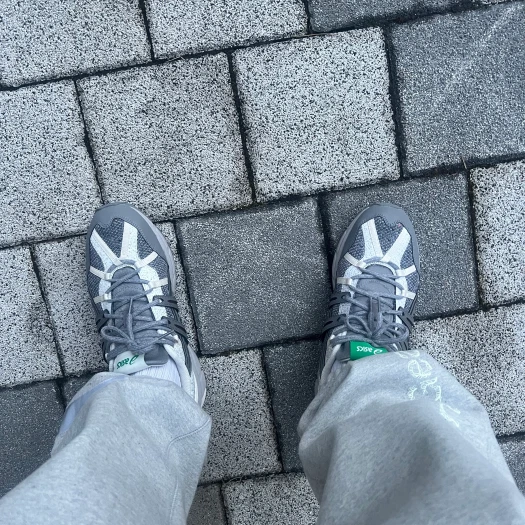 박말론 (@malone_park) 님의 게시물 | KREAM