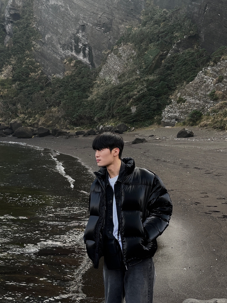 mugeon (@gun_bbang) 님의 게시물 | KREAM