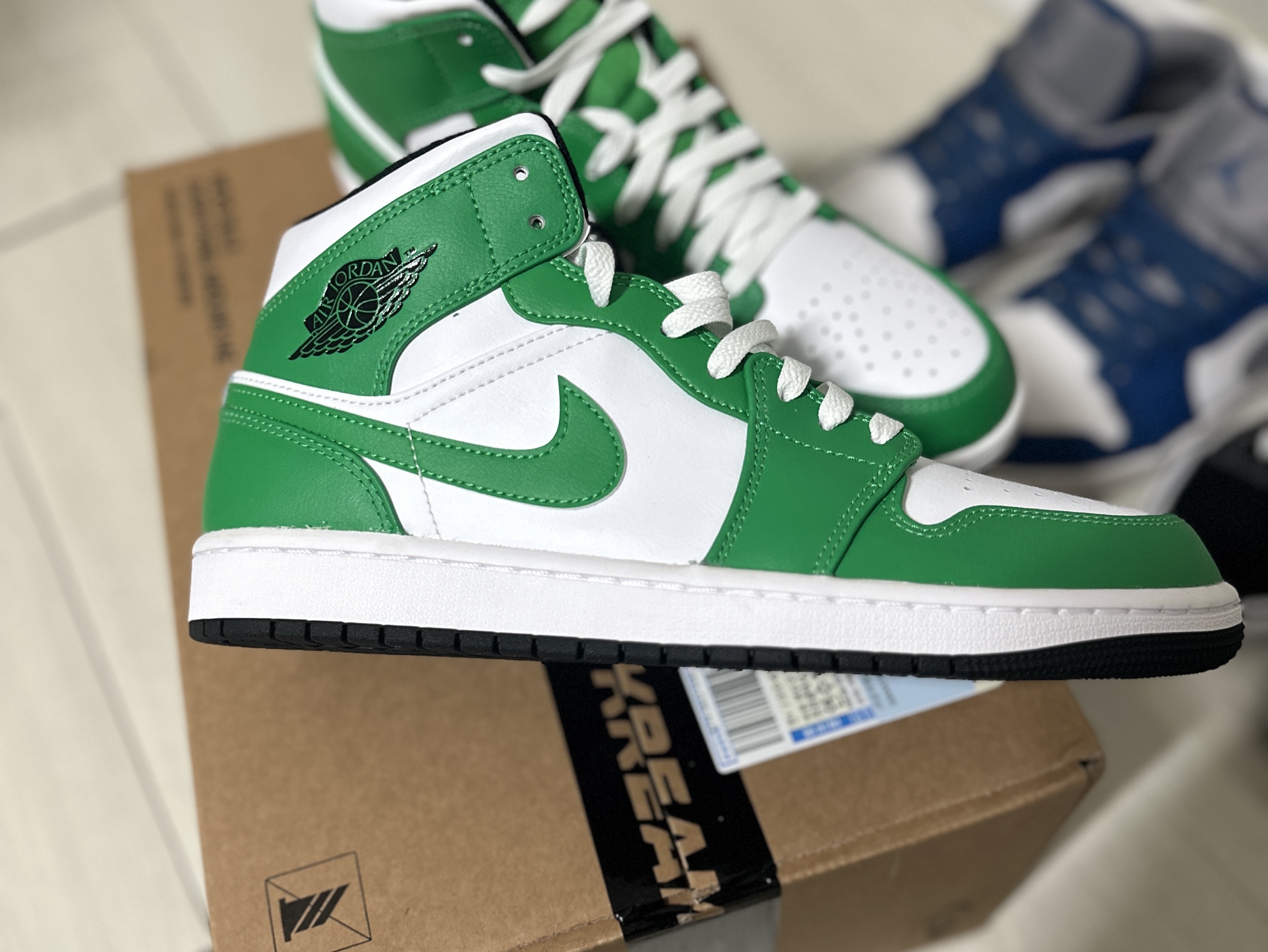 kimv01091996 (@kim_v_a_) 님의 게시물 | KREAM