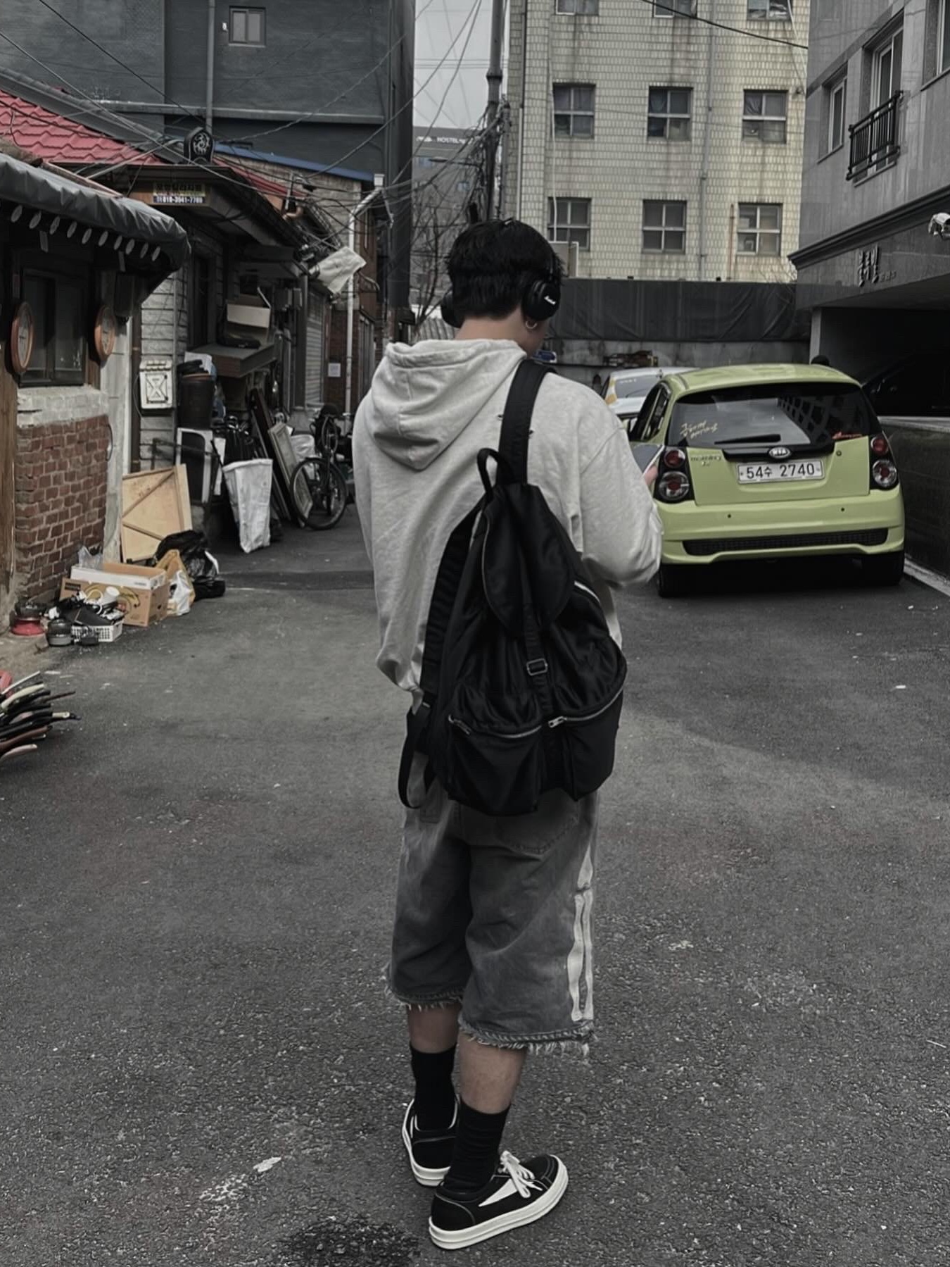 동묘는 내 스탈이 아닌 걸로… | KREAM