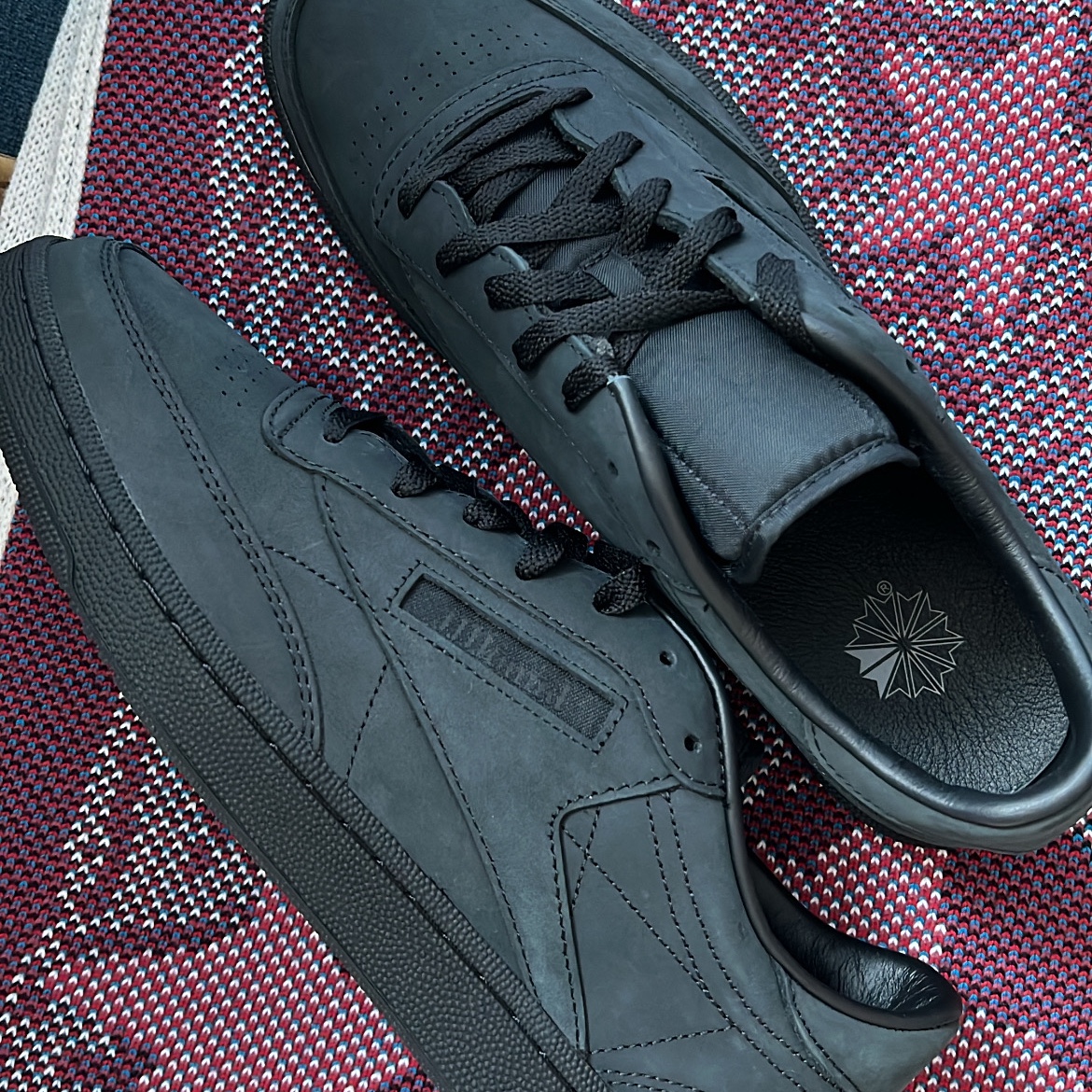 jjjj x ®️ | KREAM