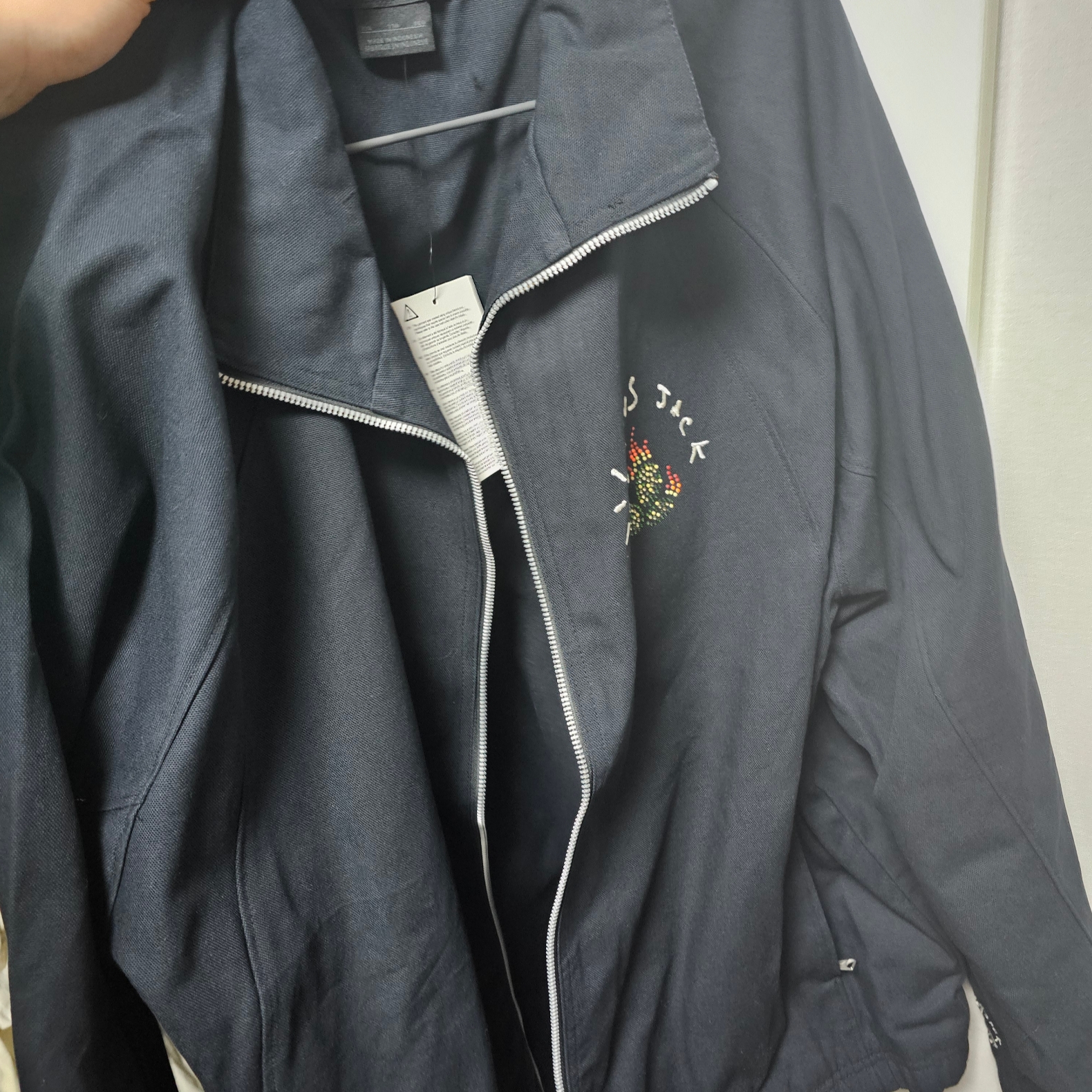 으응응응응으 (@pynebx) 님의 게시물 | KREAM