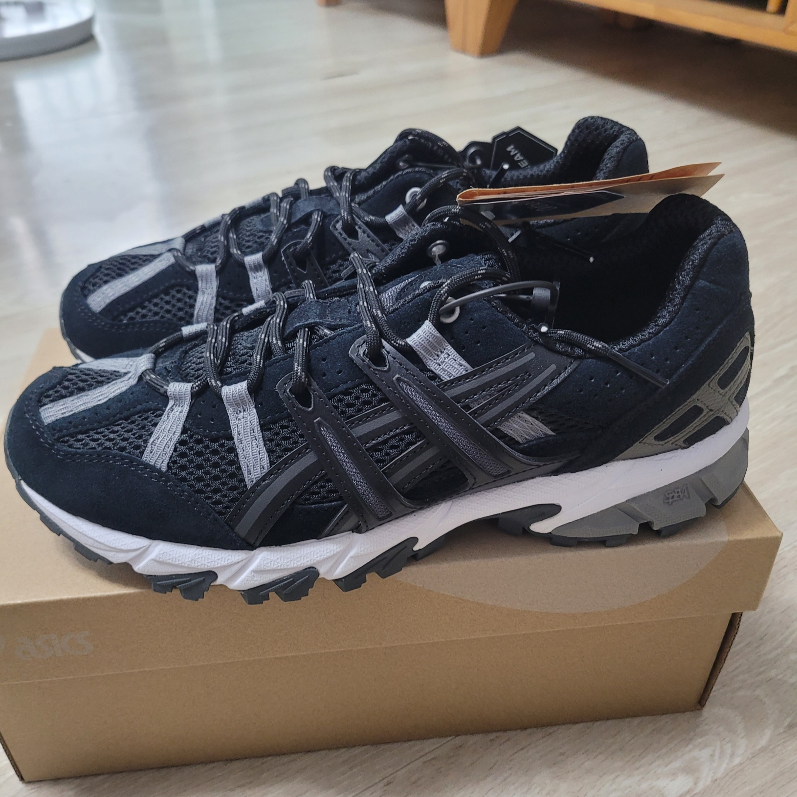 이재홍 (@hong3023) 님의 게시물 | KREAM