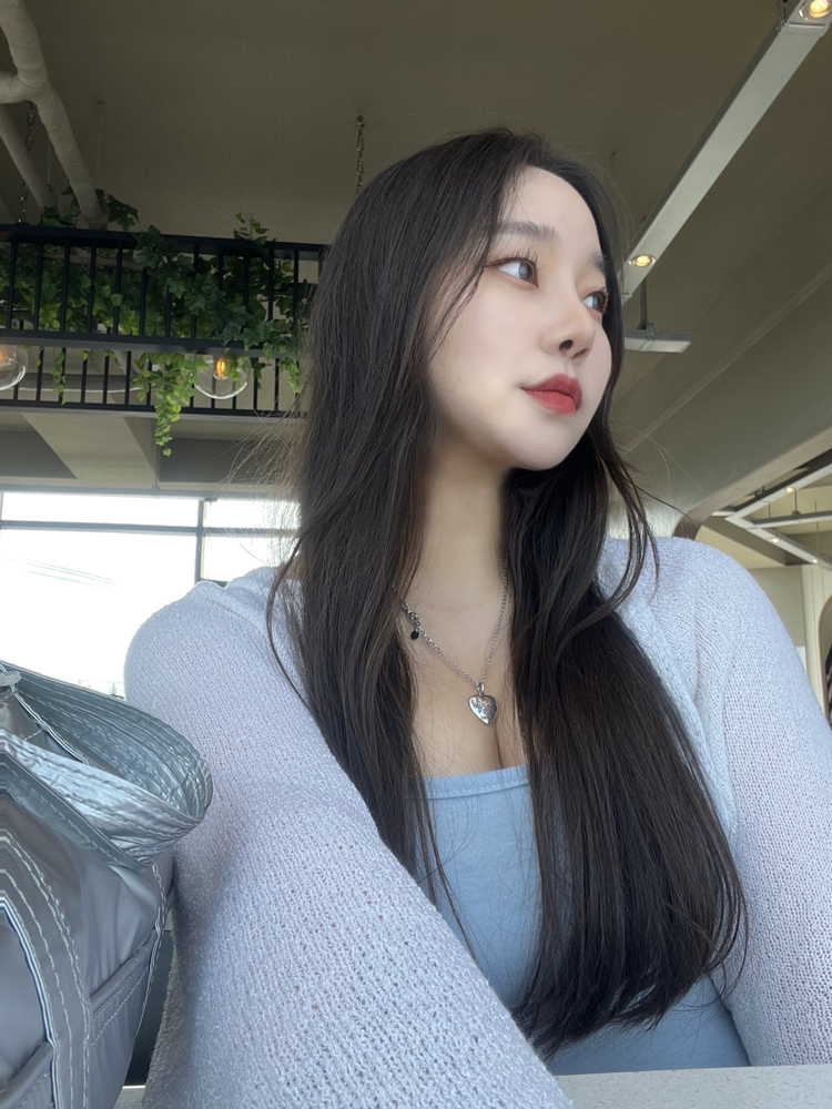 준 (@jjjoonddung) 님의 게시물 | KREAM