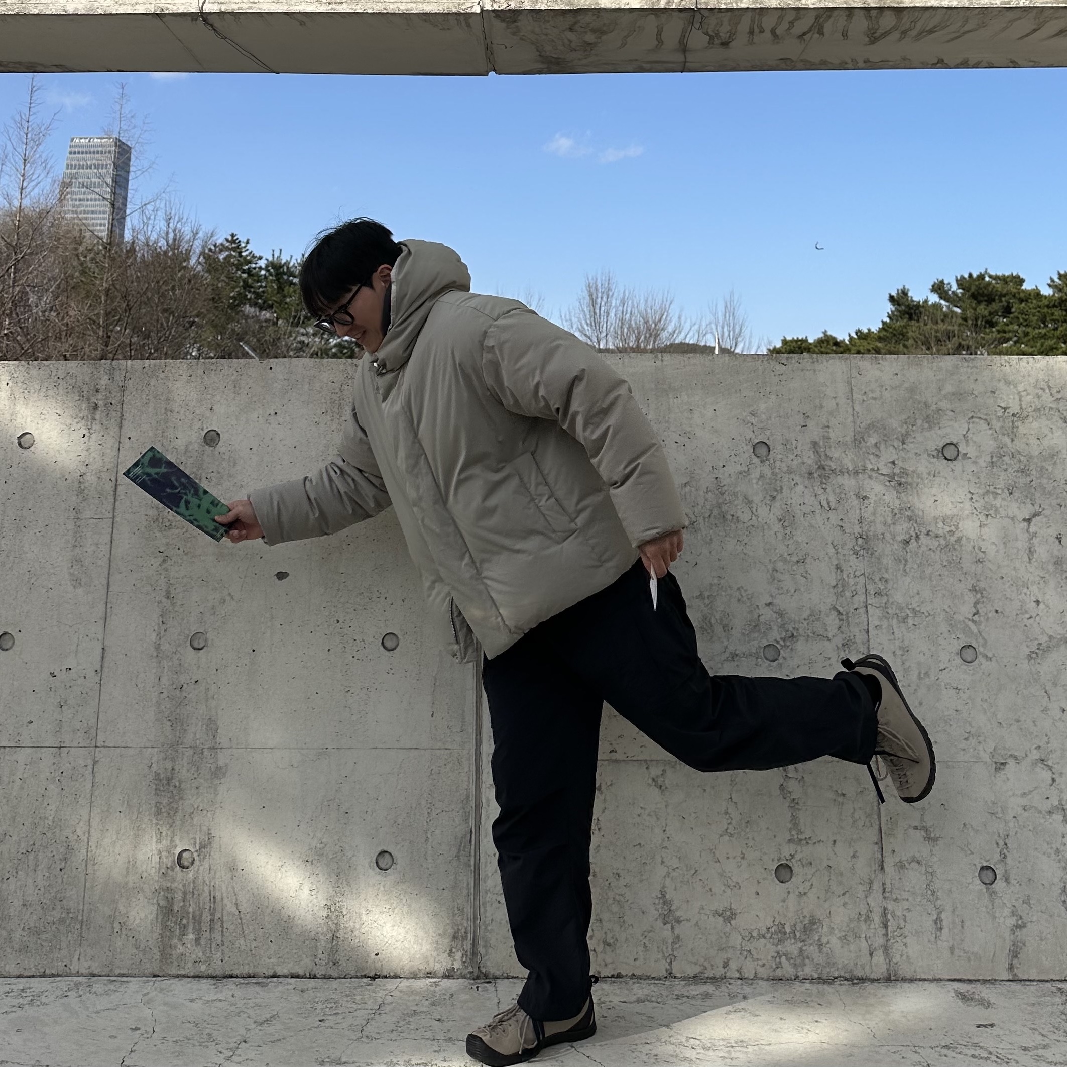 (@hwang_hs) 님의 게시물 | KREAM