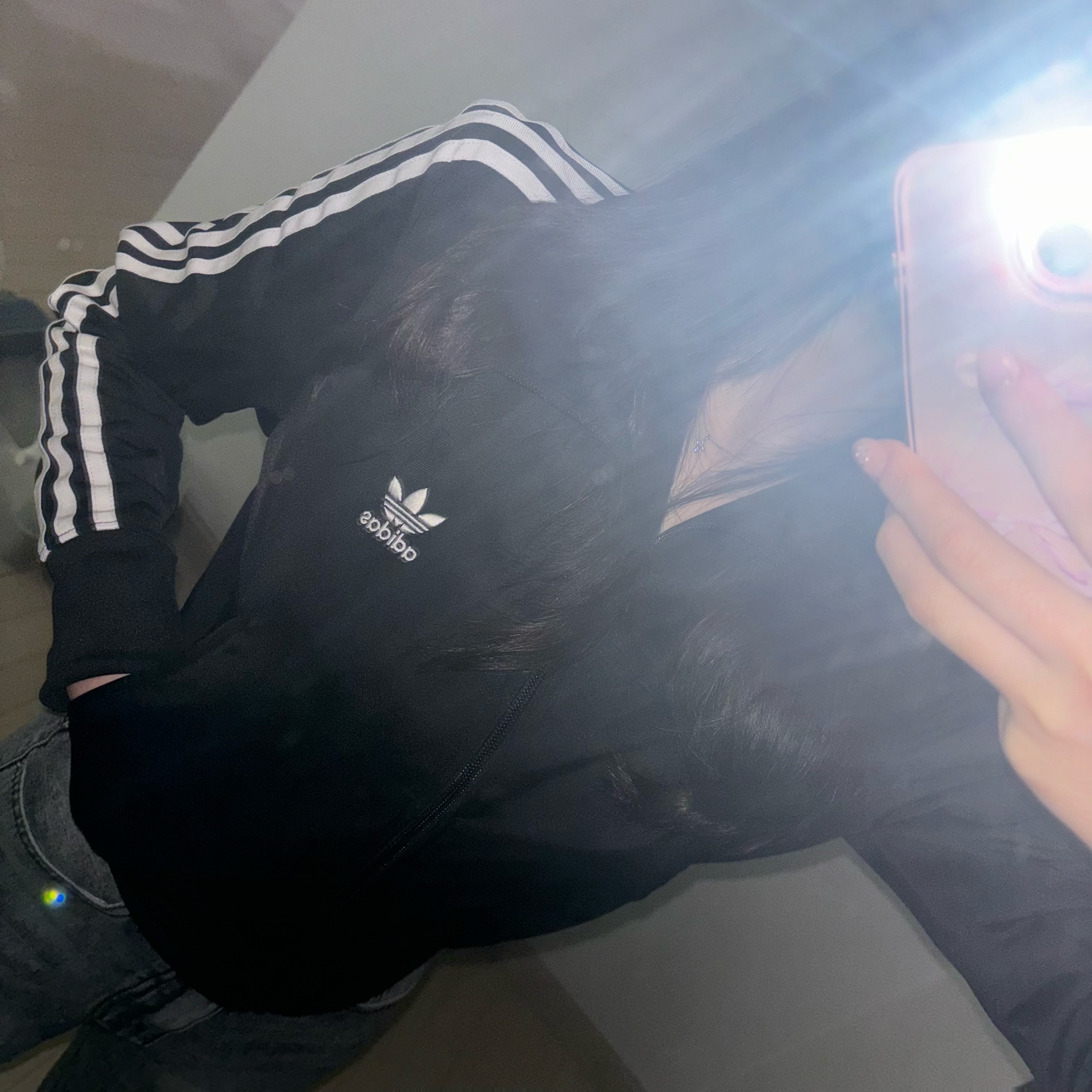 수키 (@soo_ki) 님의 게시물 | KREAM