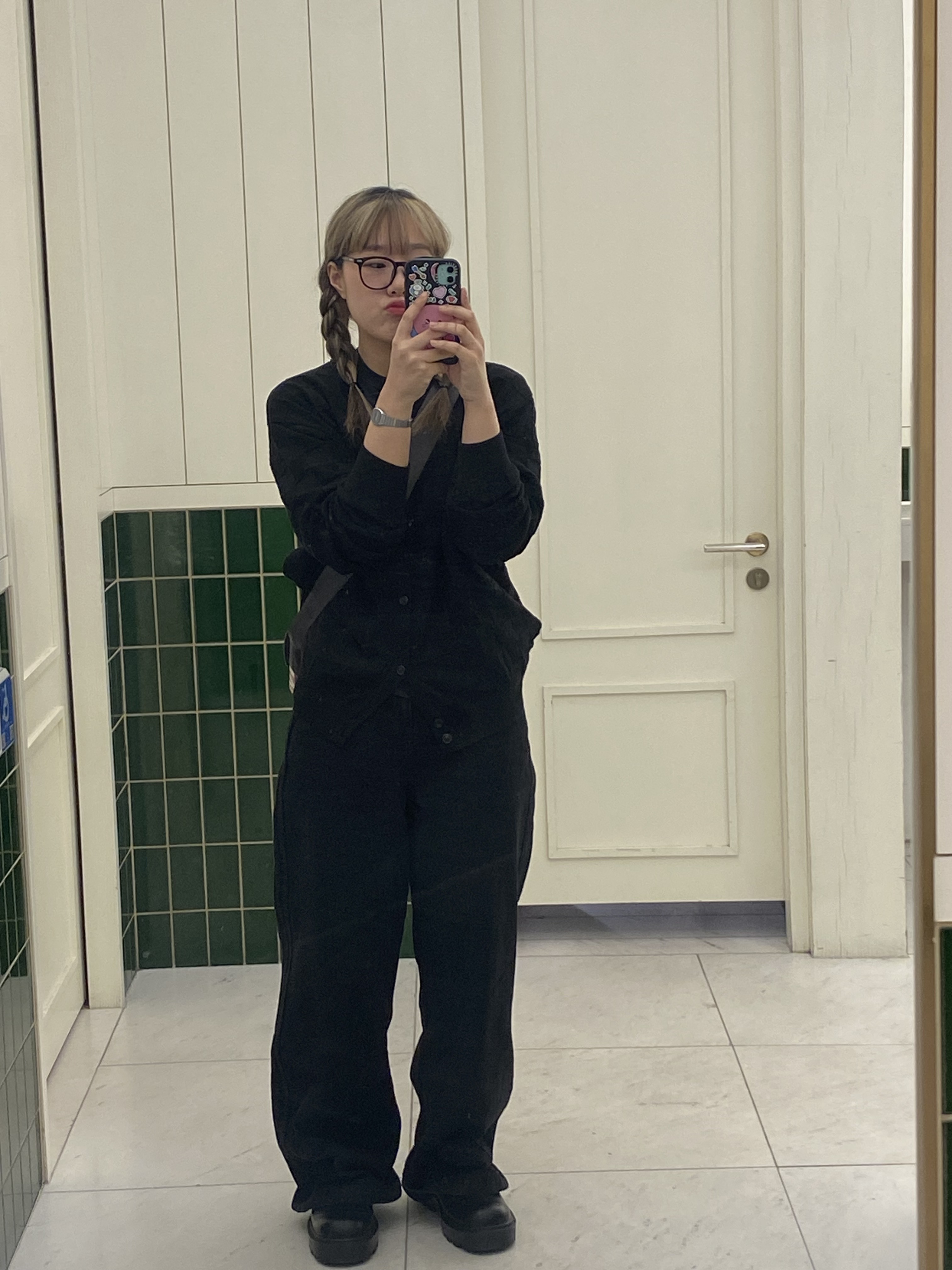 작년 이모저모 코디 모음집.zip | KREAM