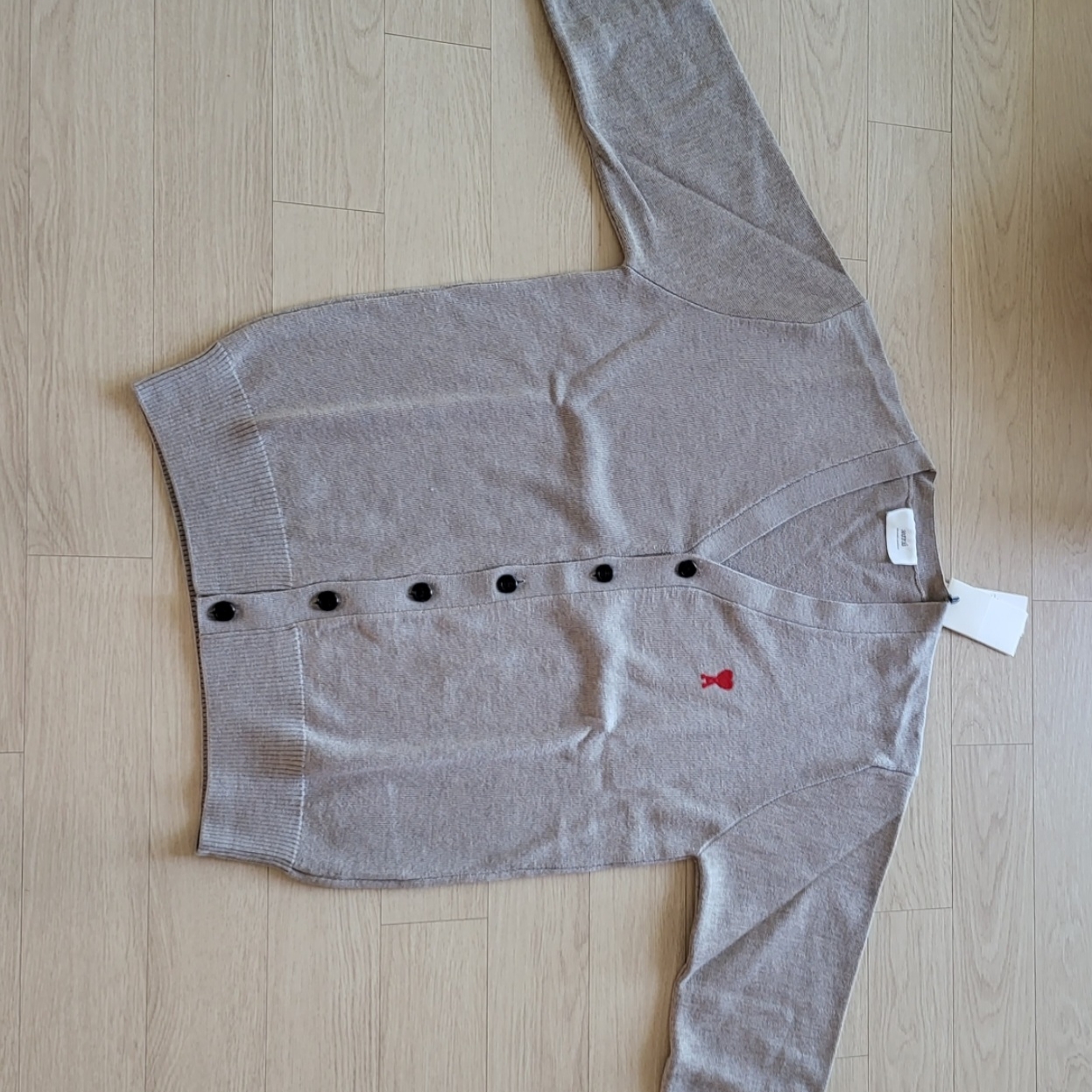 (@wook_ll) 님의 게시물 | KREAM