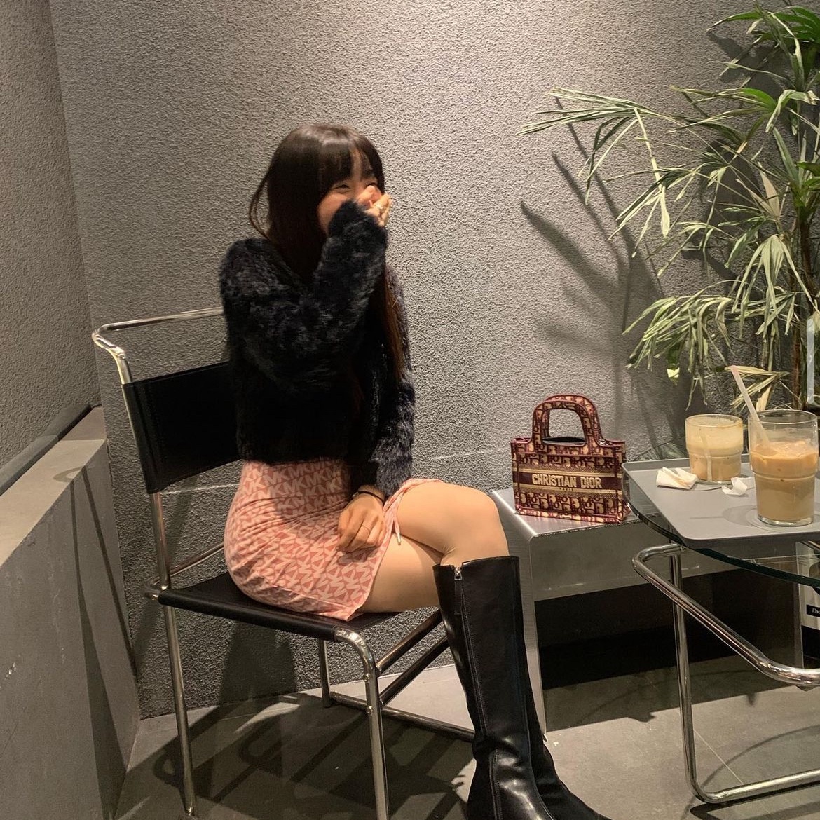 Dior booktote ️ | KREAM