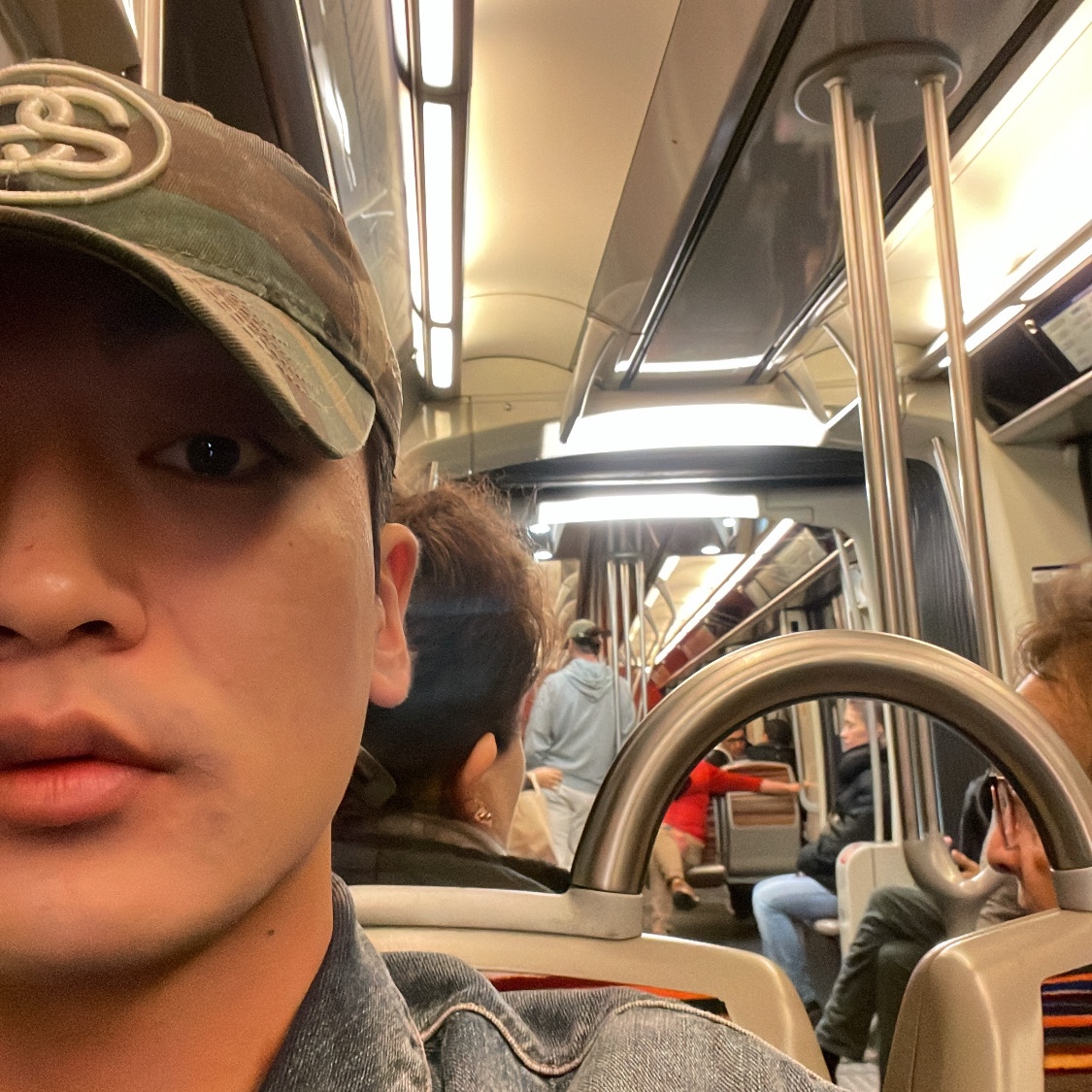 (@zr2uc8) 님의 게시물 | KREAM