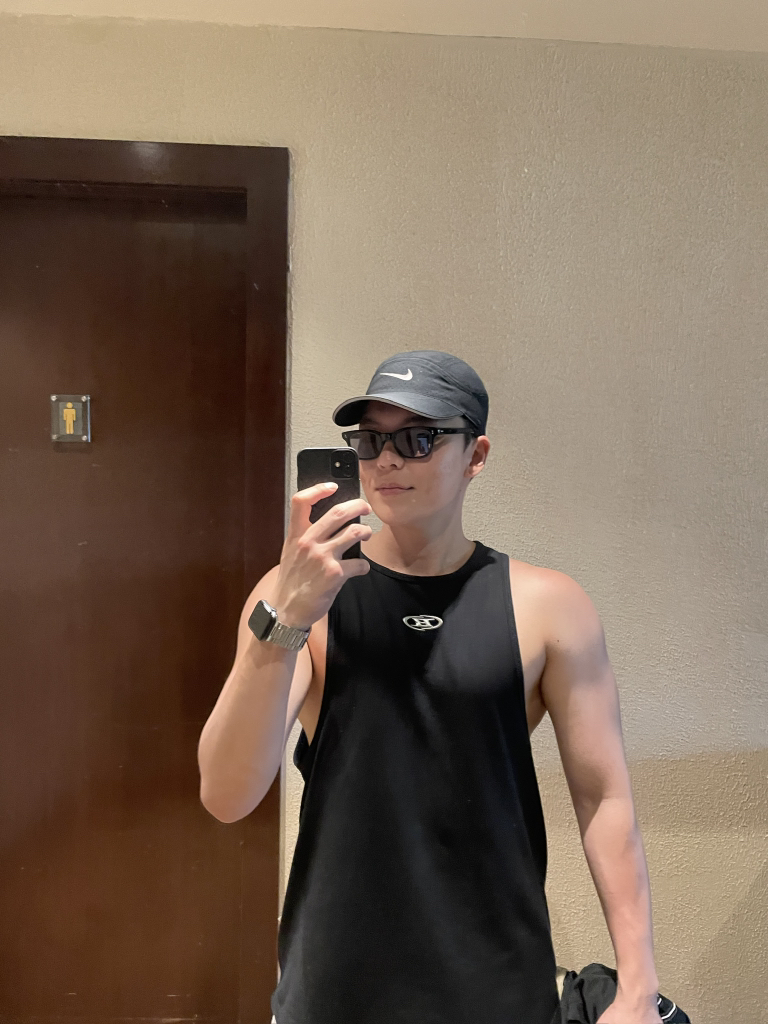 최얀 (@han.sta) 님의 게시물 | KREAM