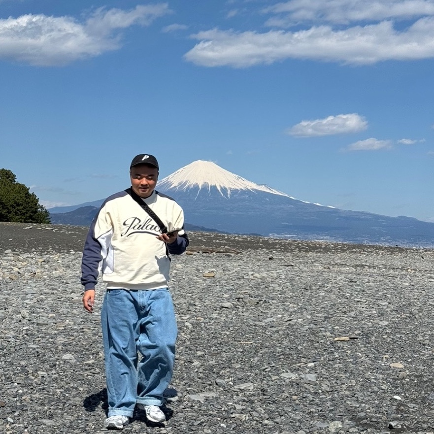 바쿠 (@baku_jun) 님의 게시물 | KREAM