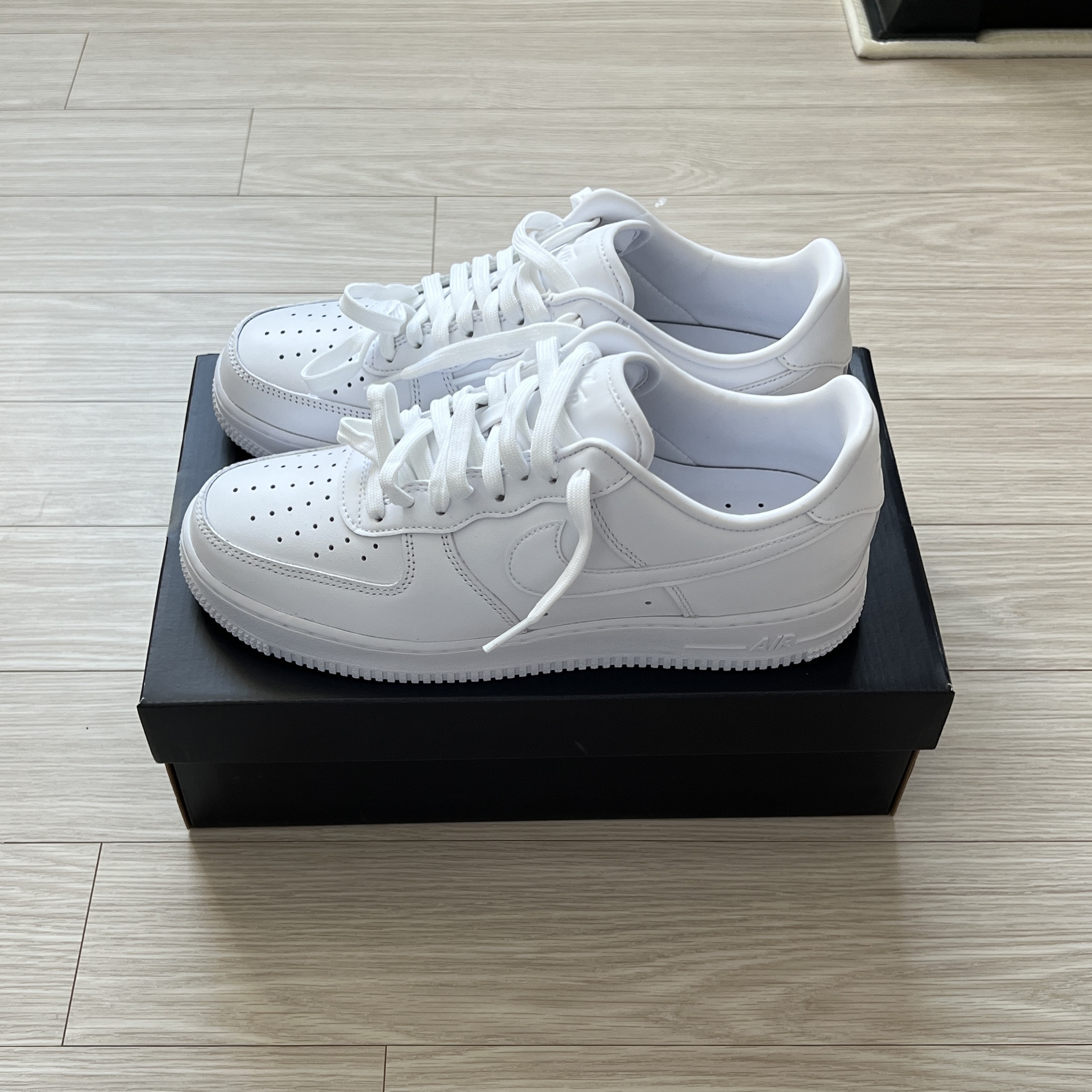 비갠뒤에비애 (@wigmadl) 님의 게시물 | KREAM