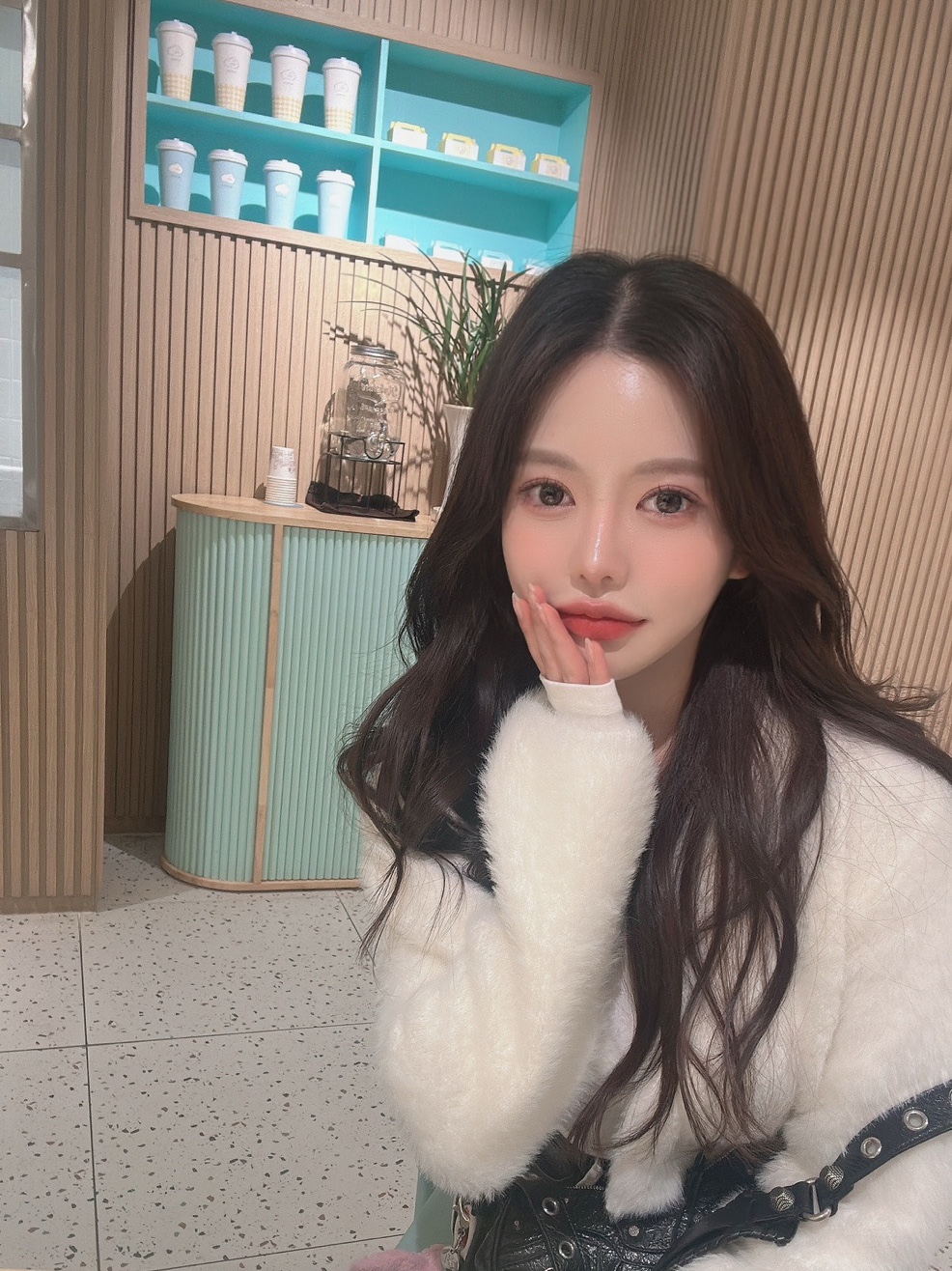 콩콩이 (@han_kong) 님의 게시물 | KREAM