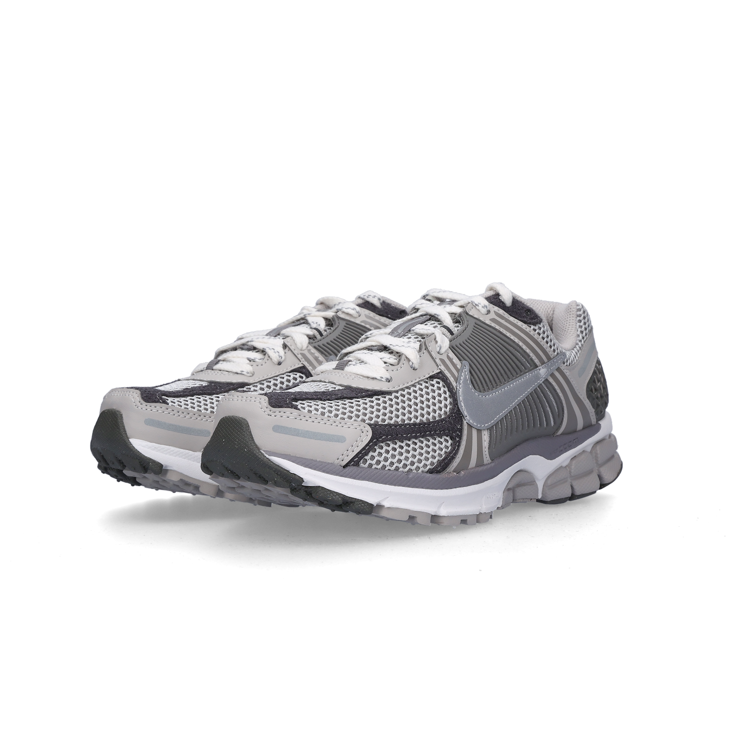 나이키 줌 보메로 5 프리미엄 라이트 아이언 오어 앤 플랫 퓨터 | KREAM