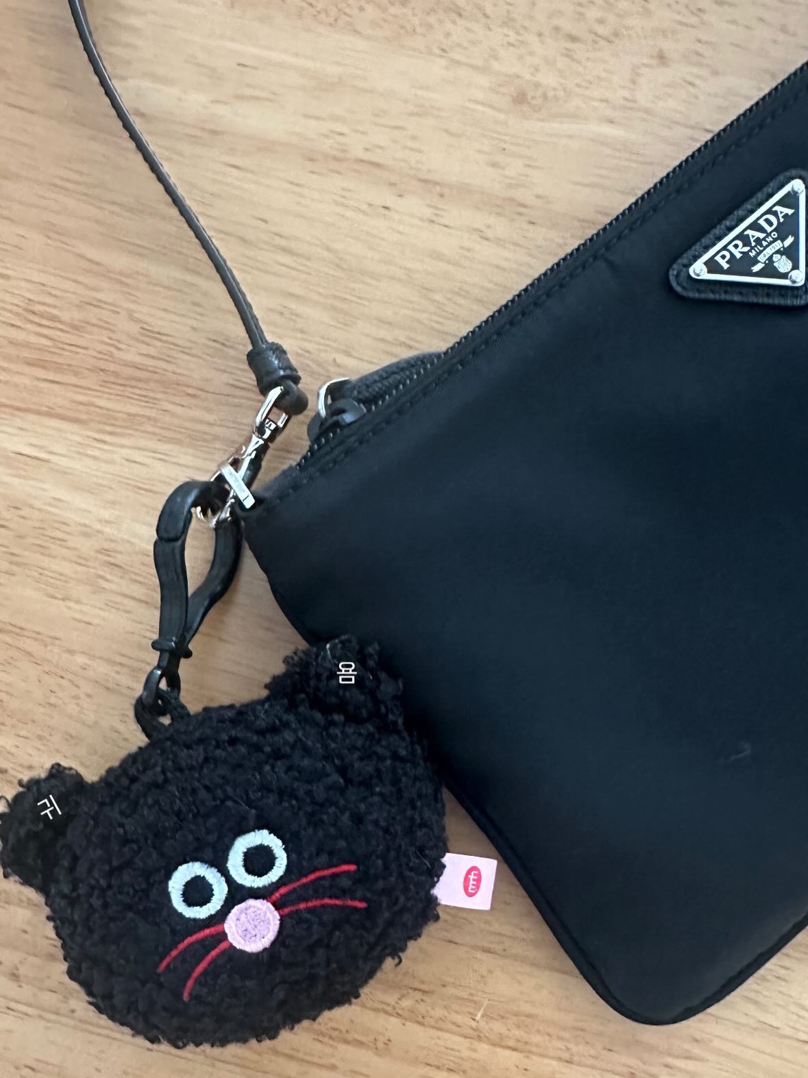 yoonju0718 (@yj_han) 님의 게시물 | KREAM