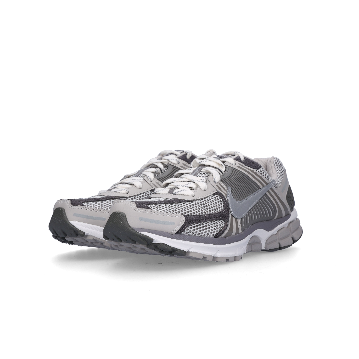 나이키 줌 보메로 5 프리미엄 라이트 아이언 오어 앤 플랫 퓨터 | KREAM