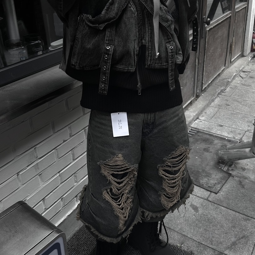 @hui_s04 (@hui_s04) 님의 게시물 | KREAM